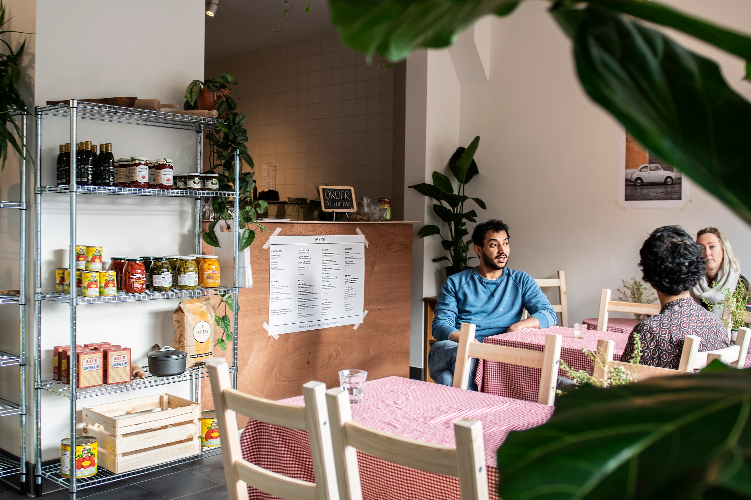 Bij Trevi’s zijn de pizza’s en pasta plantaardig | Het Parool
