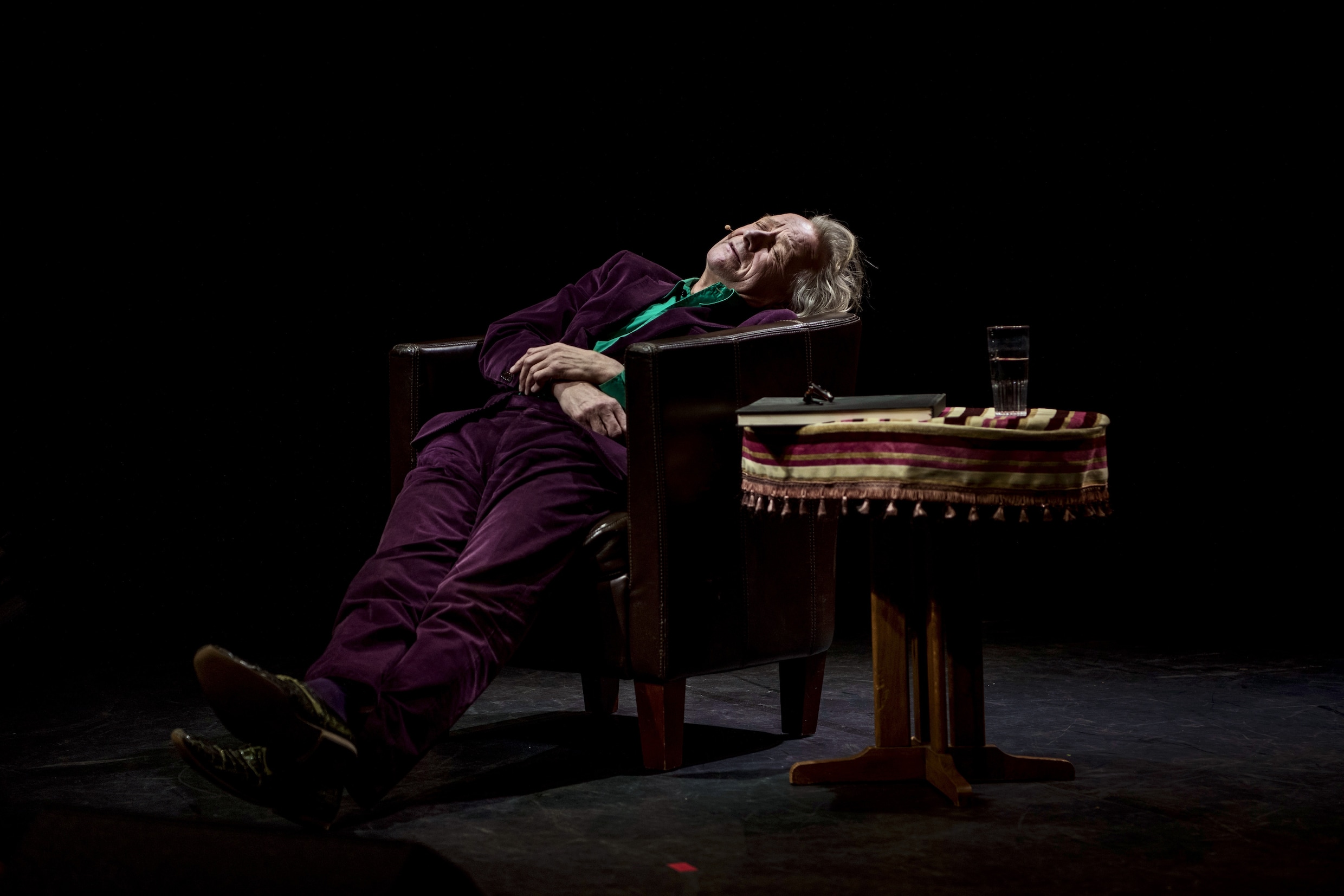 Jeroen van Merwijk ontvangt bij hoge uitzondering de Edison Oeuvreprijs ...