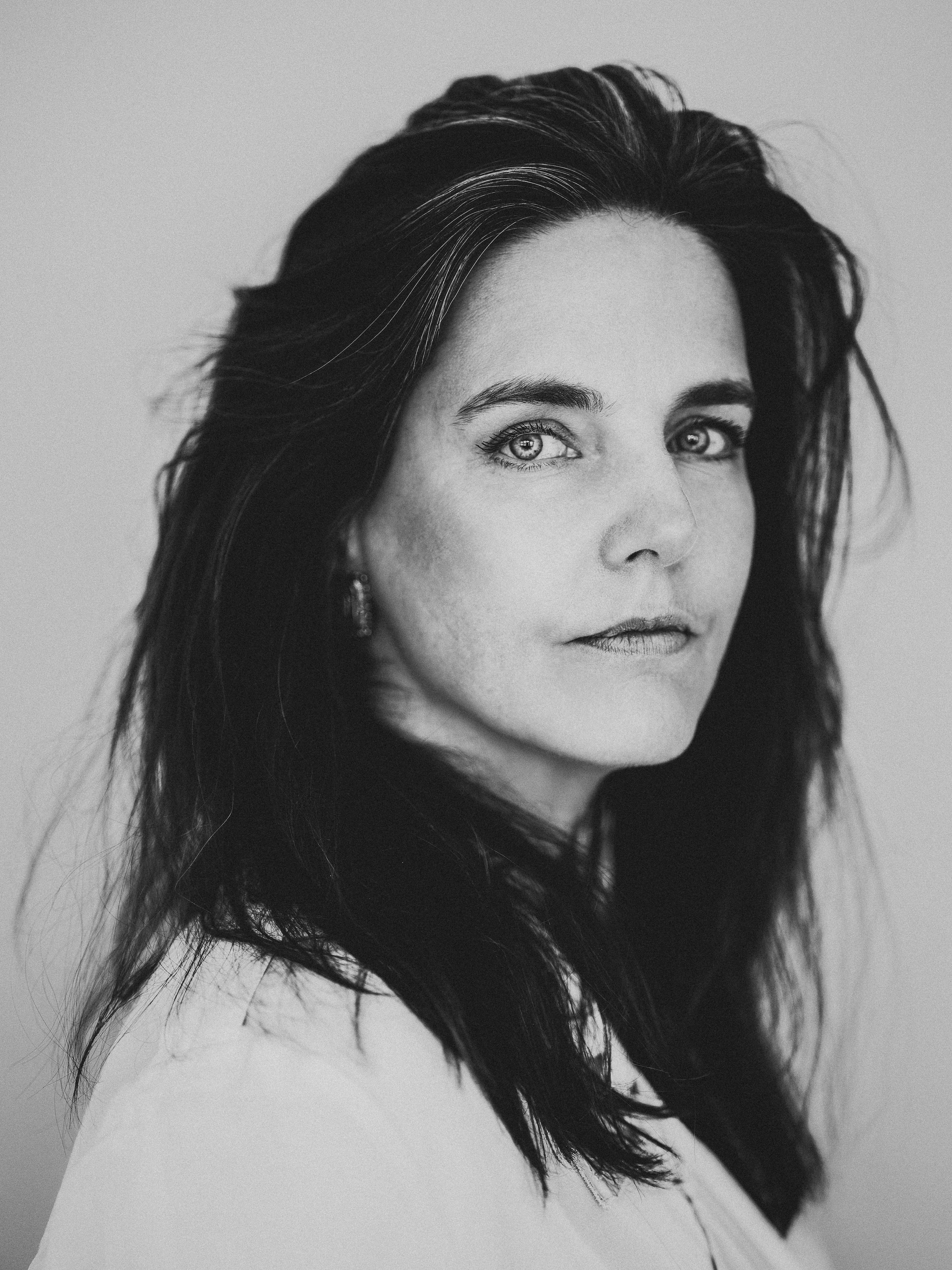 Jente Posthuma: ‘Je eigen lafheid is moeilijk onder ogen te zien’ | Het ...