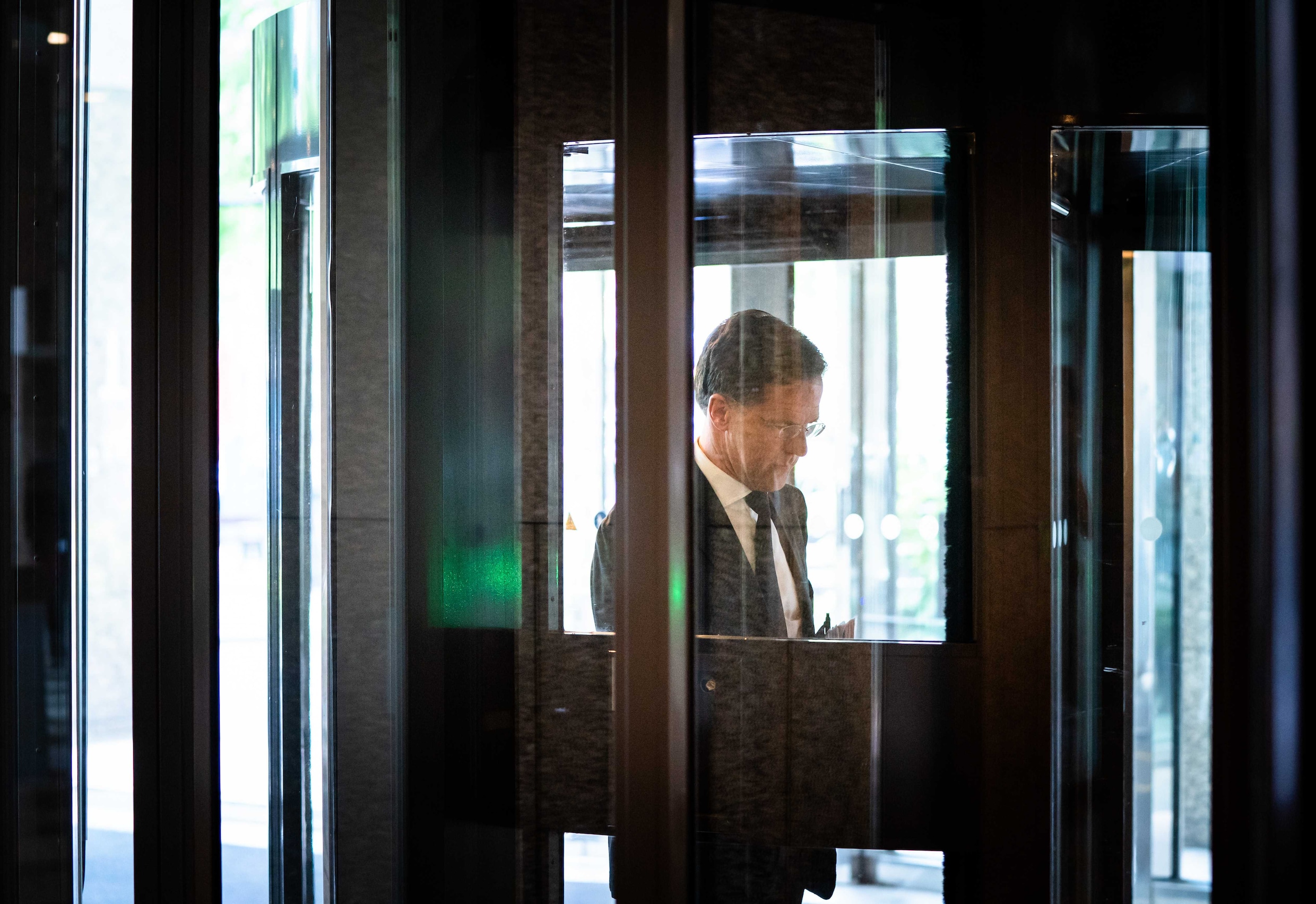 Moeder premier Rutte op 96-jarige leeftijd overleden | Het Parool