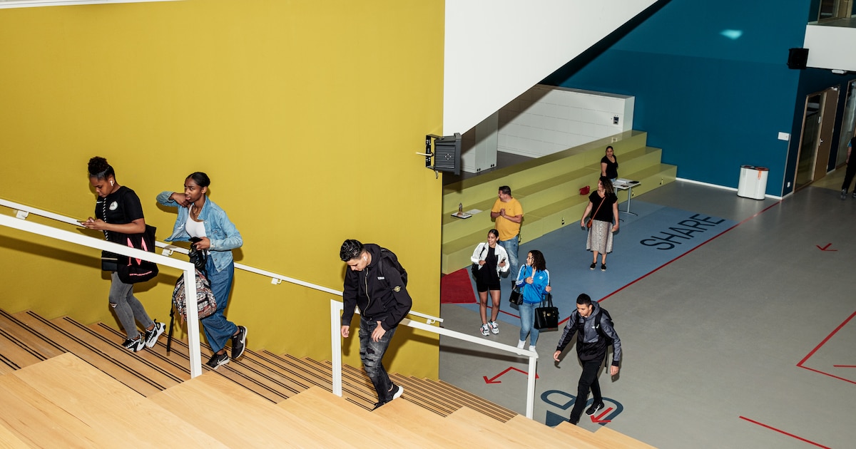 Amsterdamse scholen overrompeld door abrupte sluiting: ‘Had dat nou ...