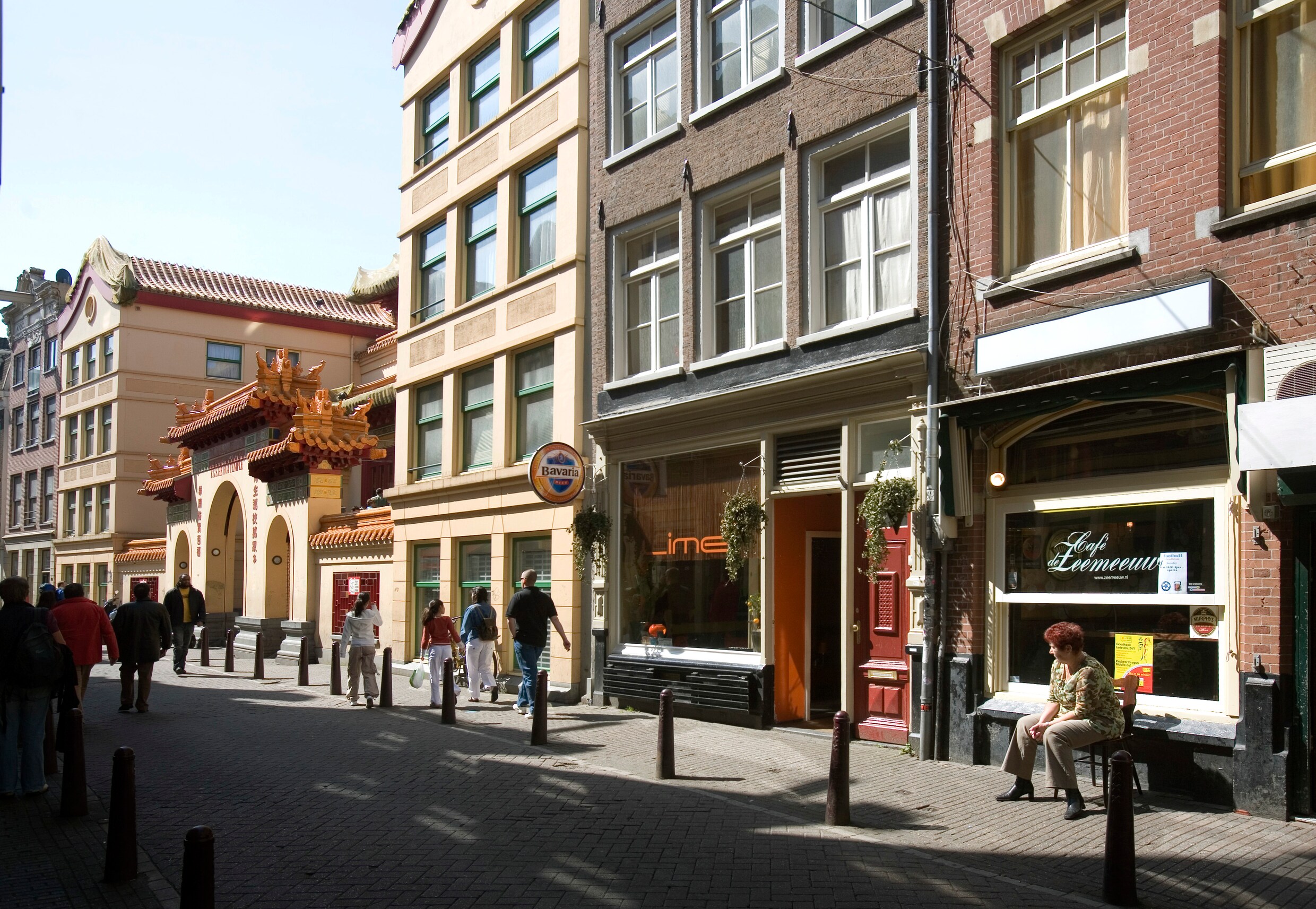 ‘Horeca de klos op fietsracebaan de Zeedijk’ | Het Parool