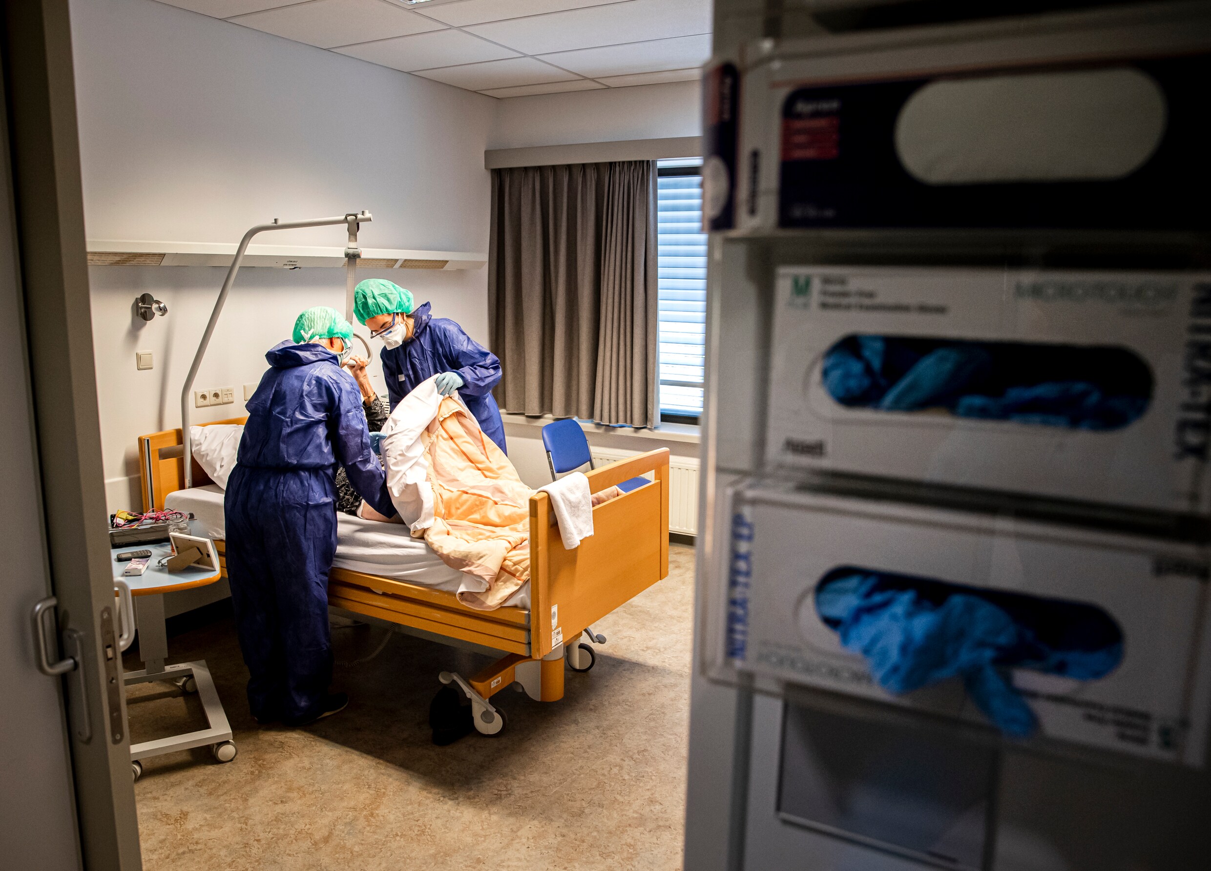 Rivm Meldt 1 Nieuw Sterfgeval En 98 Nieuwe Besmettingen Het Parool
