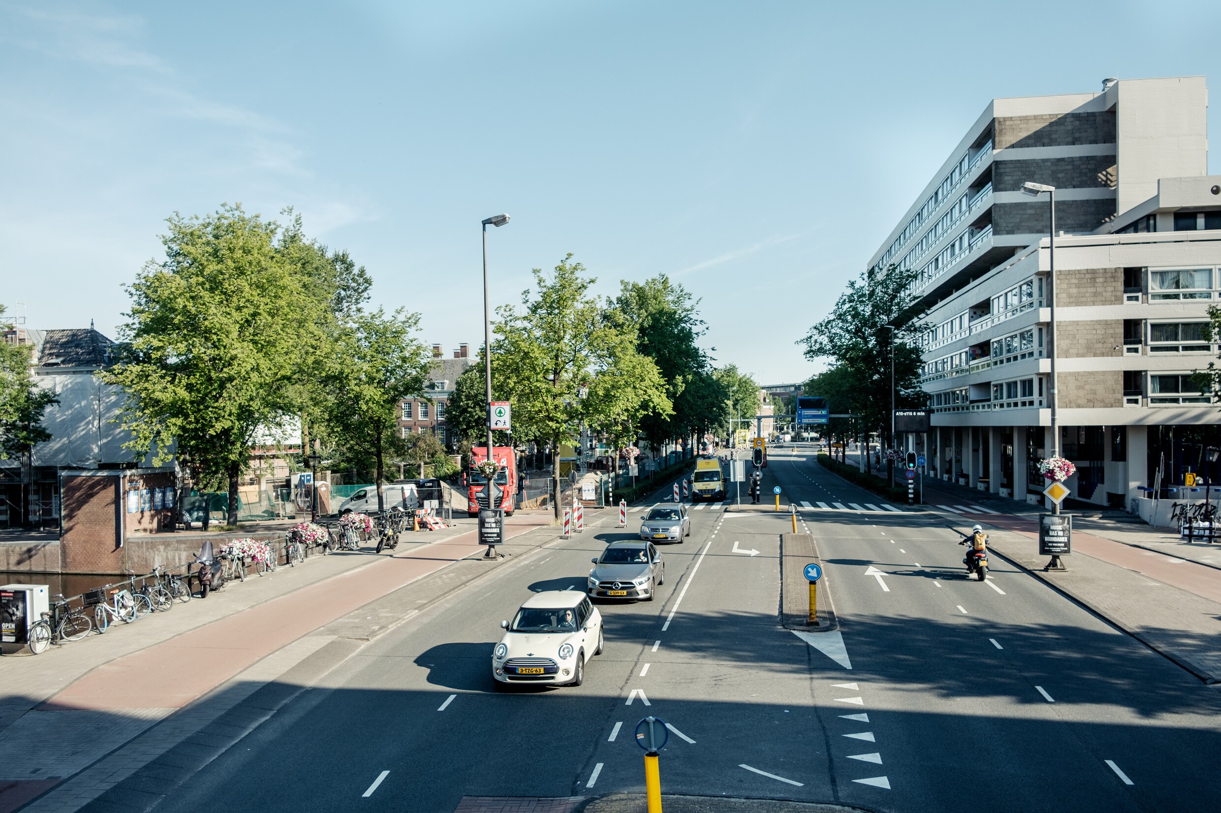 In de oudste studentenflat van Amsterdam is het nooit rustig | Het Parool