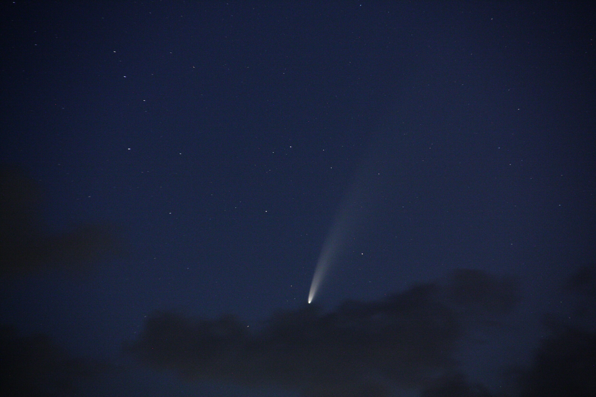 Zeldzaam: komeet met blote oog te zien boven Amsterdam | Het Parool