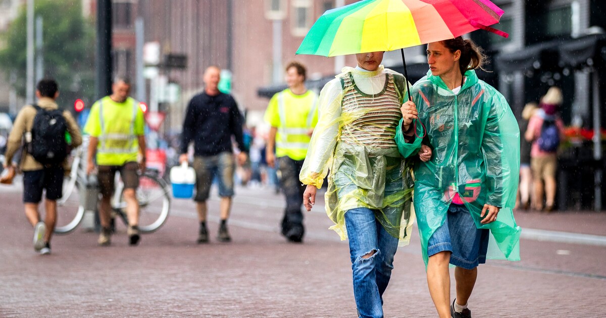 Code geel: waarschuwing voor pittige onweersbuien en zware windstoten | Het Parool