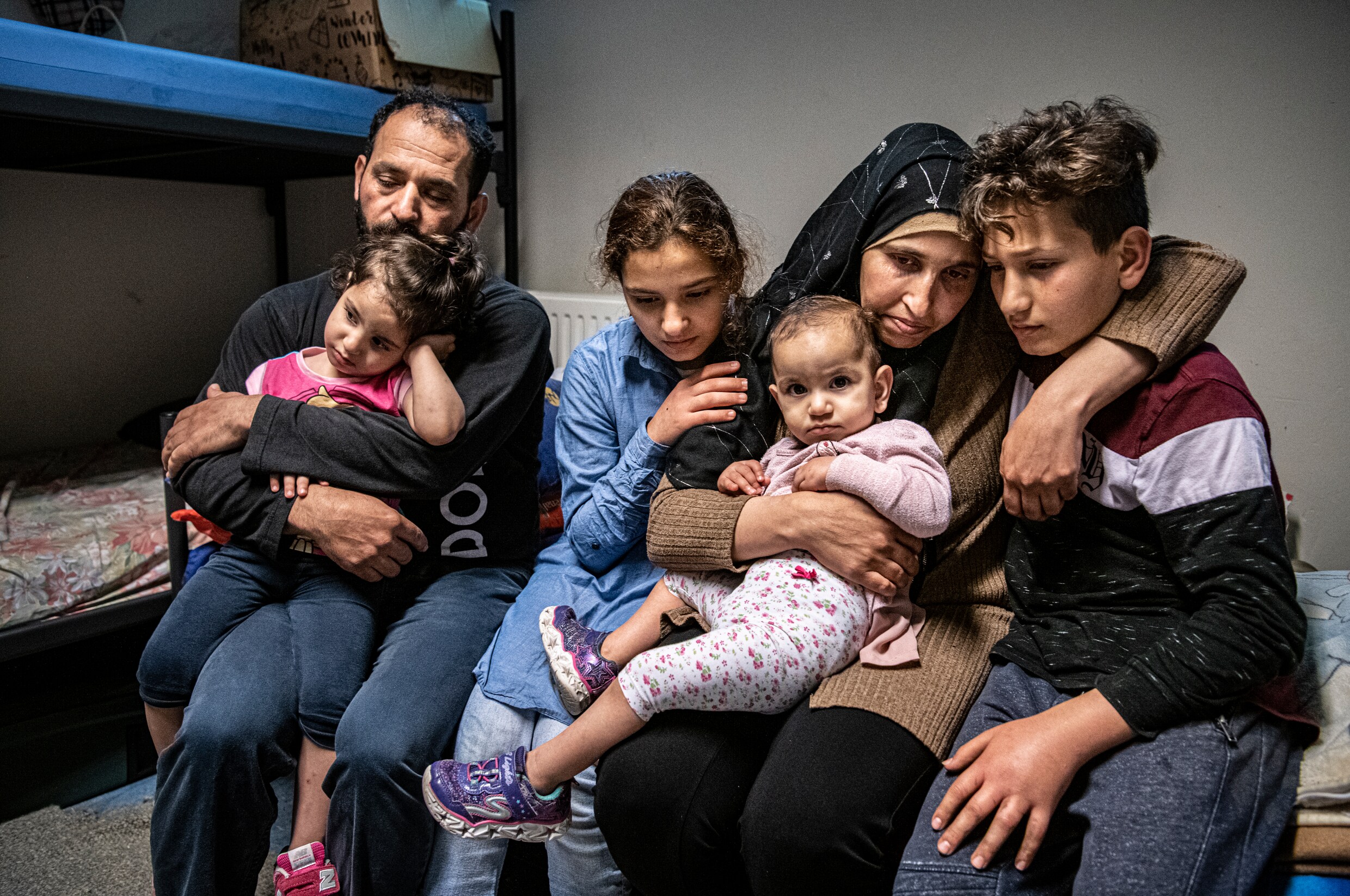 Syrische jongen (14) pleegt zelfmoord op azc-terrein: ‘Hij wilde in ...