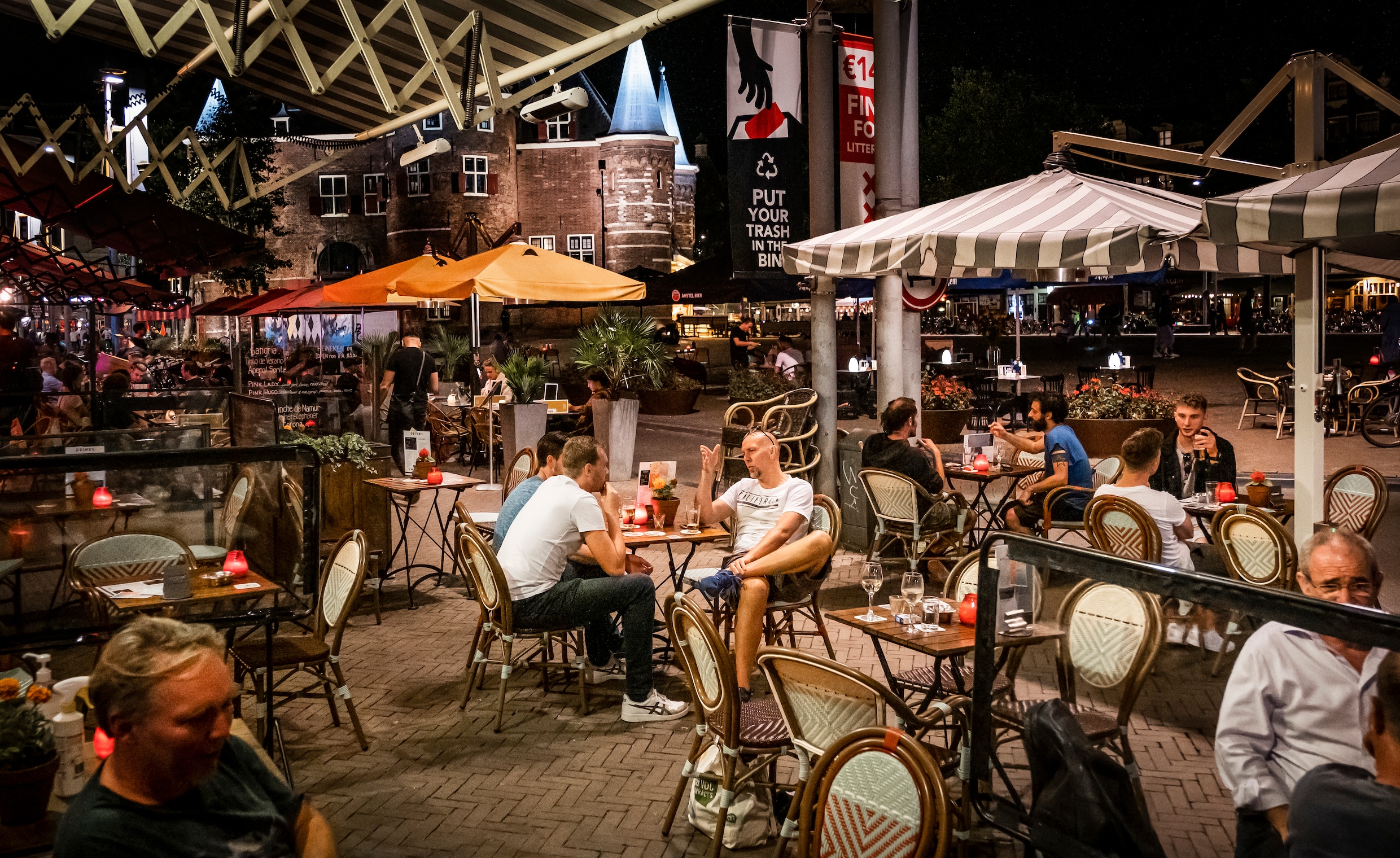 Horeca: beperk omvang terrassen op Wallen alleen op drukke dagen | Het ...