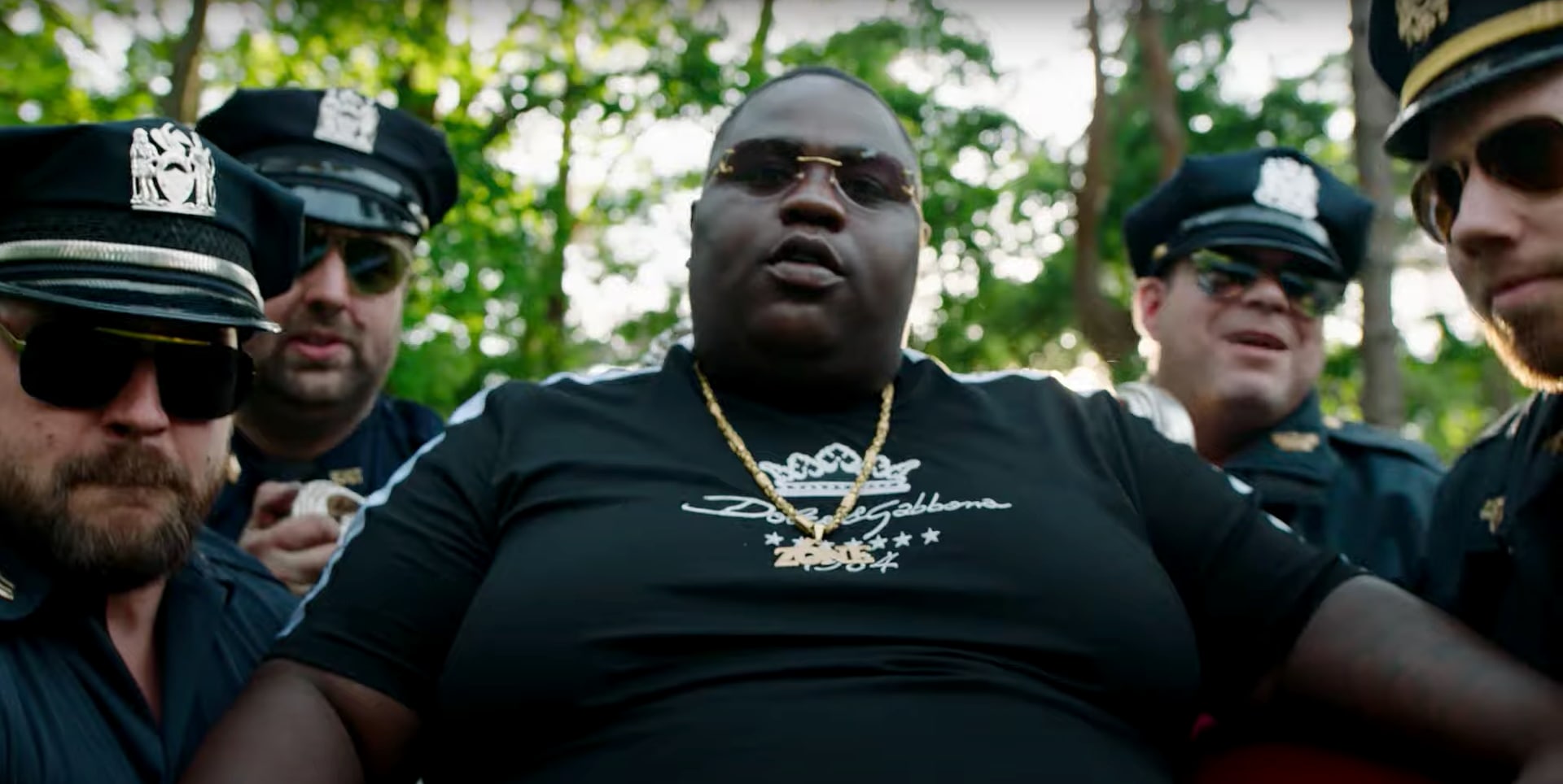 Politie houdt met alles rekening rond gespannen afscheid doodgeschoten ...