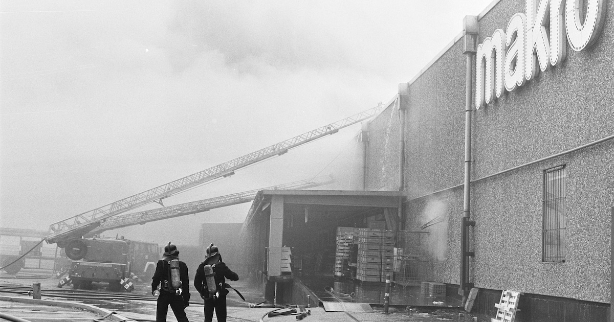 Terug in de tijd: de aanslag van de RaRa op de Makro in Duivendrecht ...