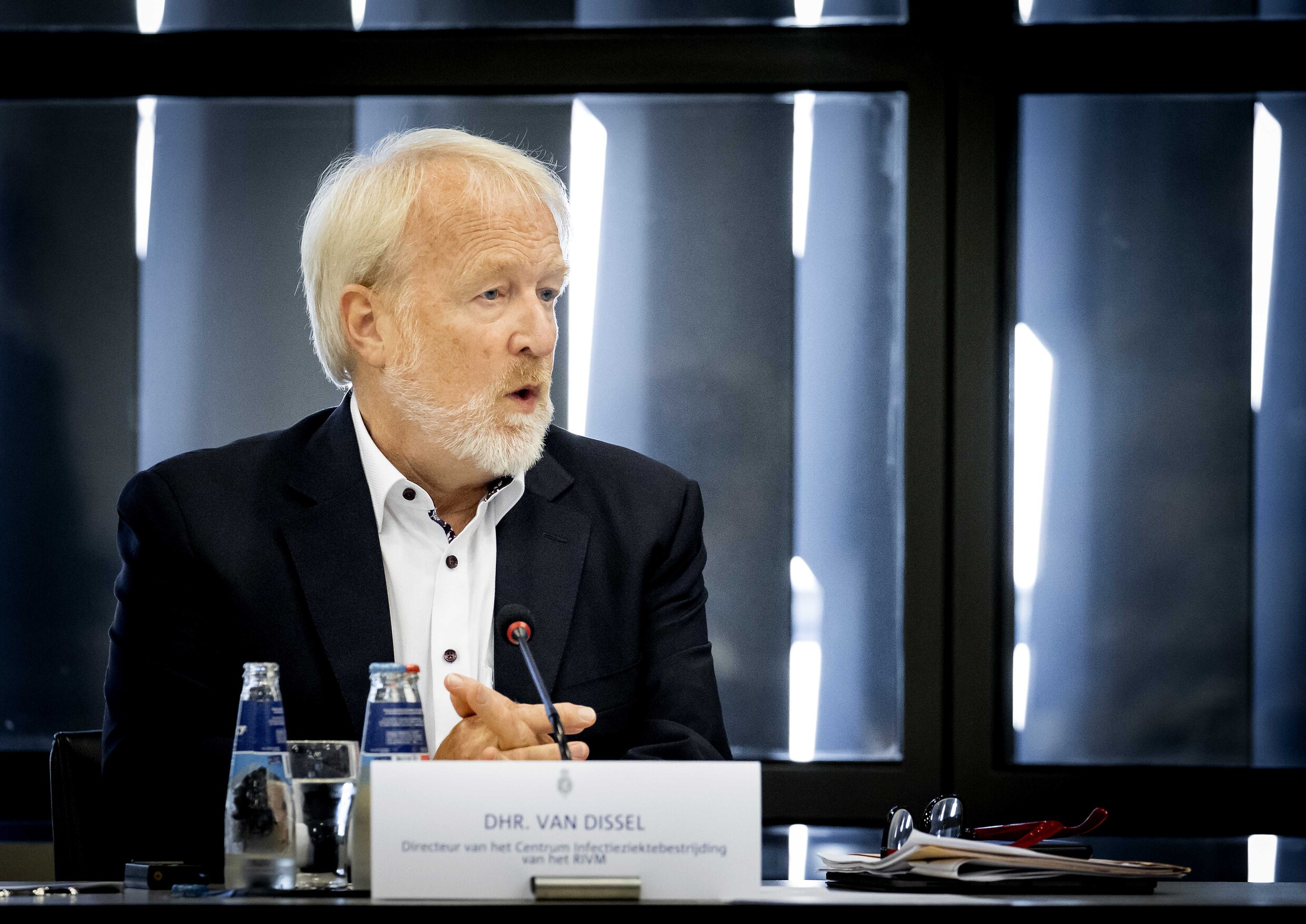 Van Dissel: virus dijt fors uit in steeds meer regio’s | Het Parool