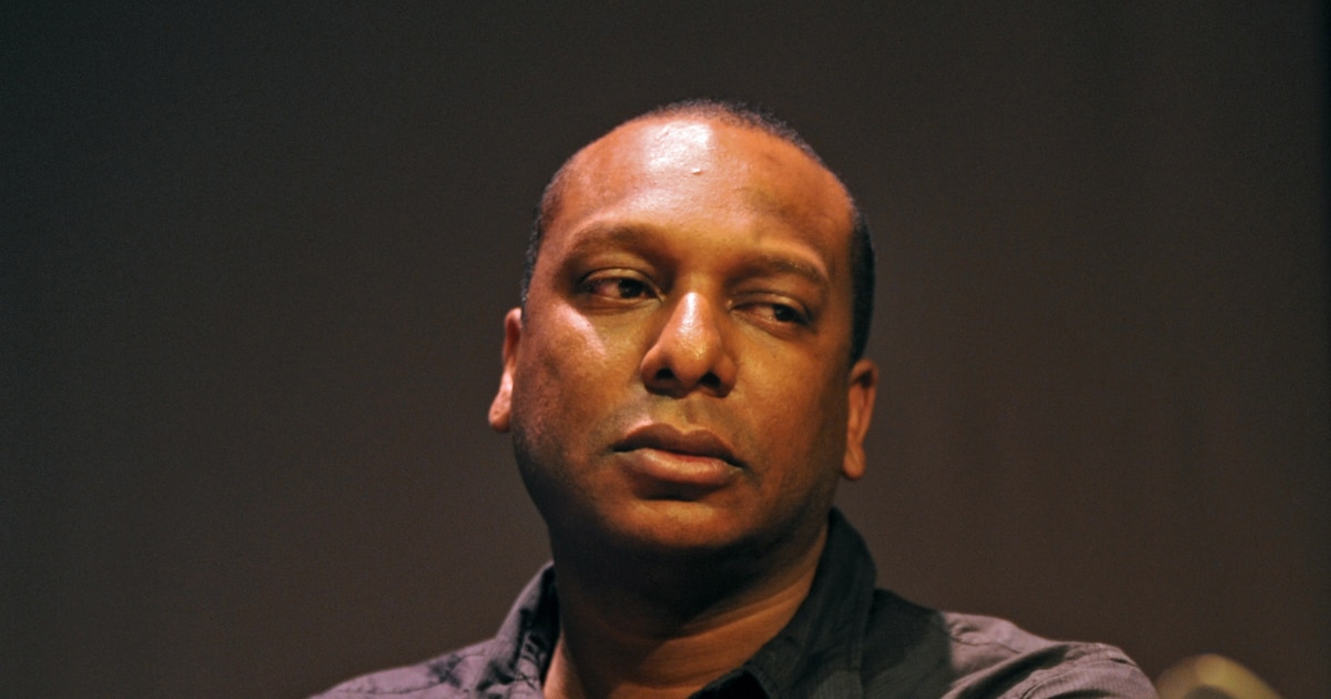 Poëzieprijs Sybren Polet voor ‘grenzen verkennende’ Michael Tedja | Het ...