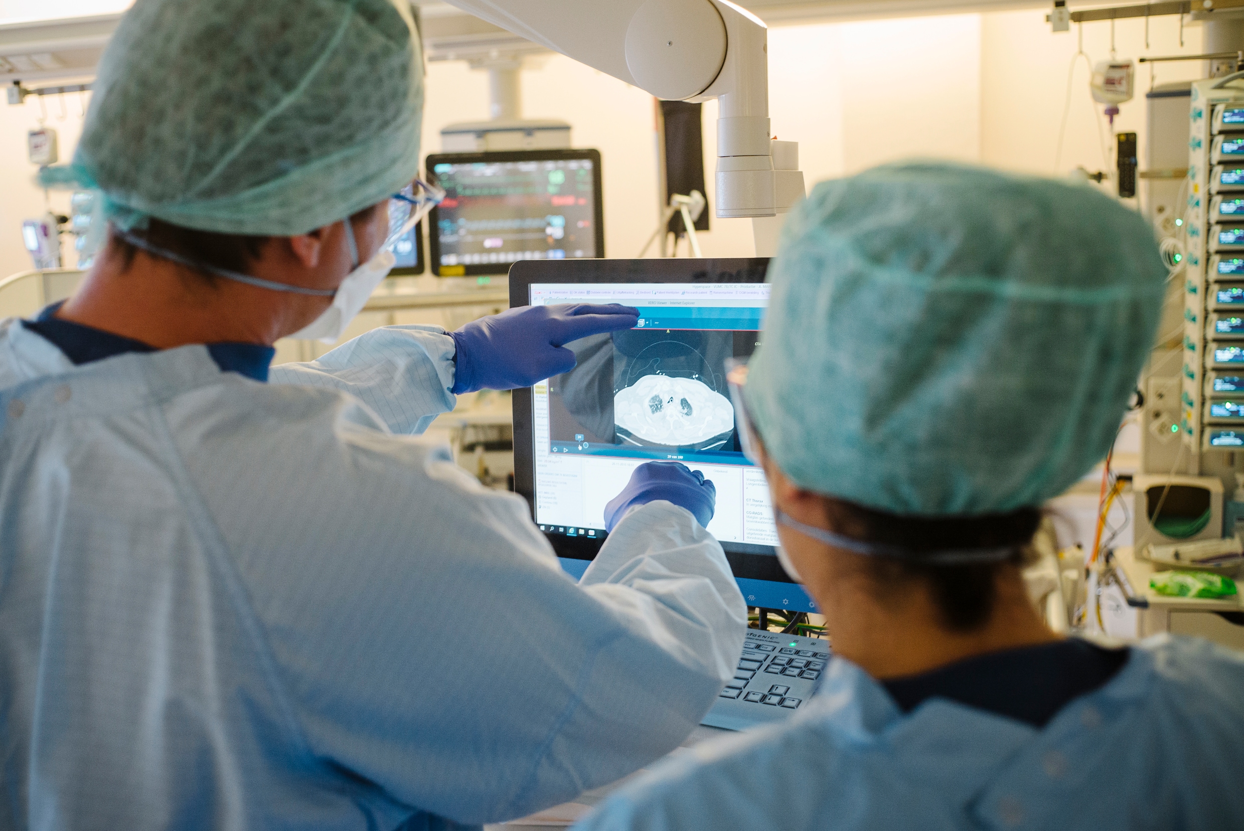 Hoogleraar: ‘Als huisartsen helpen, hoeft de zorg niet zo in te krimpen ...