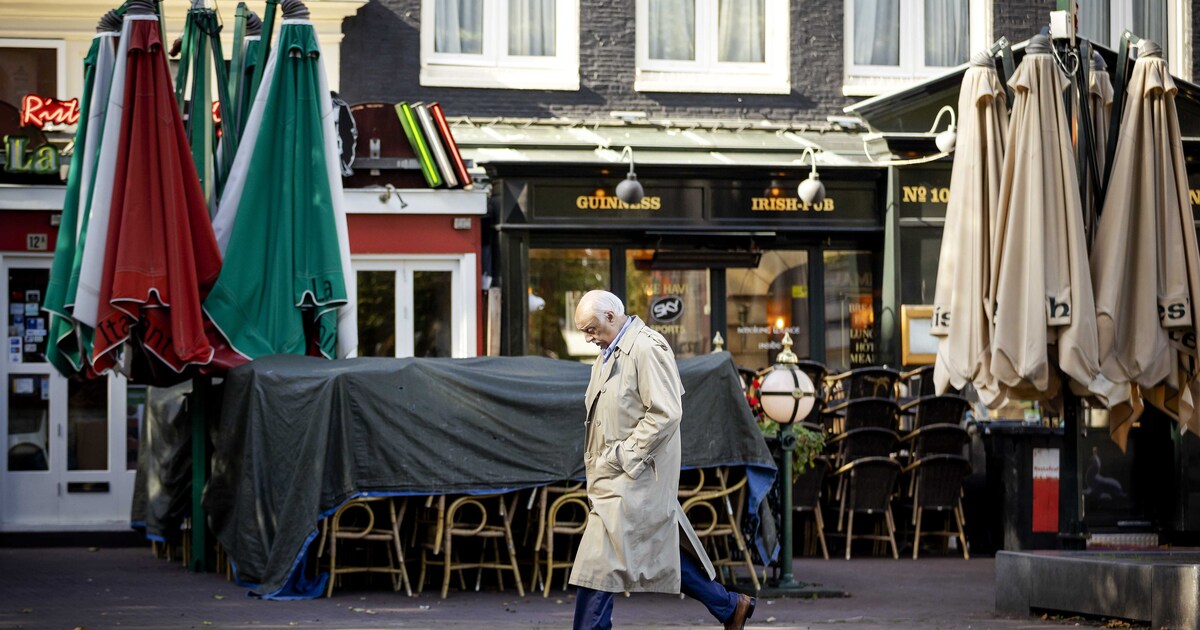 Jetten wil proeftuinen voor horeca: ‘Waar is het perspectief?’ | Het Parool