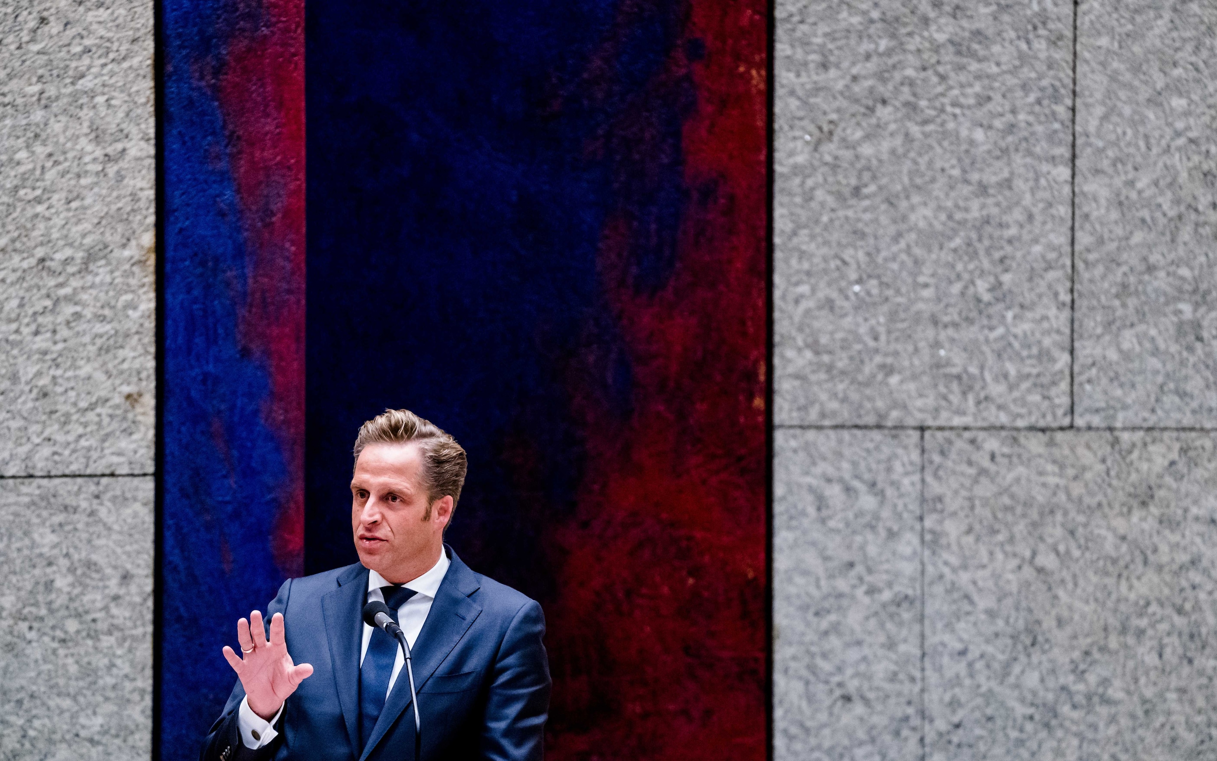 De Jonge: ‘Bepaalde regels gelden wellicht langer voor mensen zonder ...