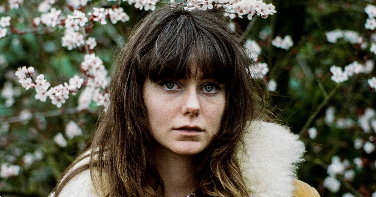 Fleur zingt Franstalige pop in sixtiesstijl: ‘Ik spreek nauwelijks ...