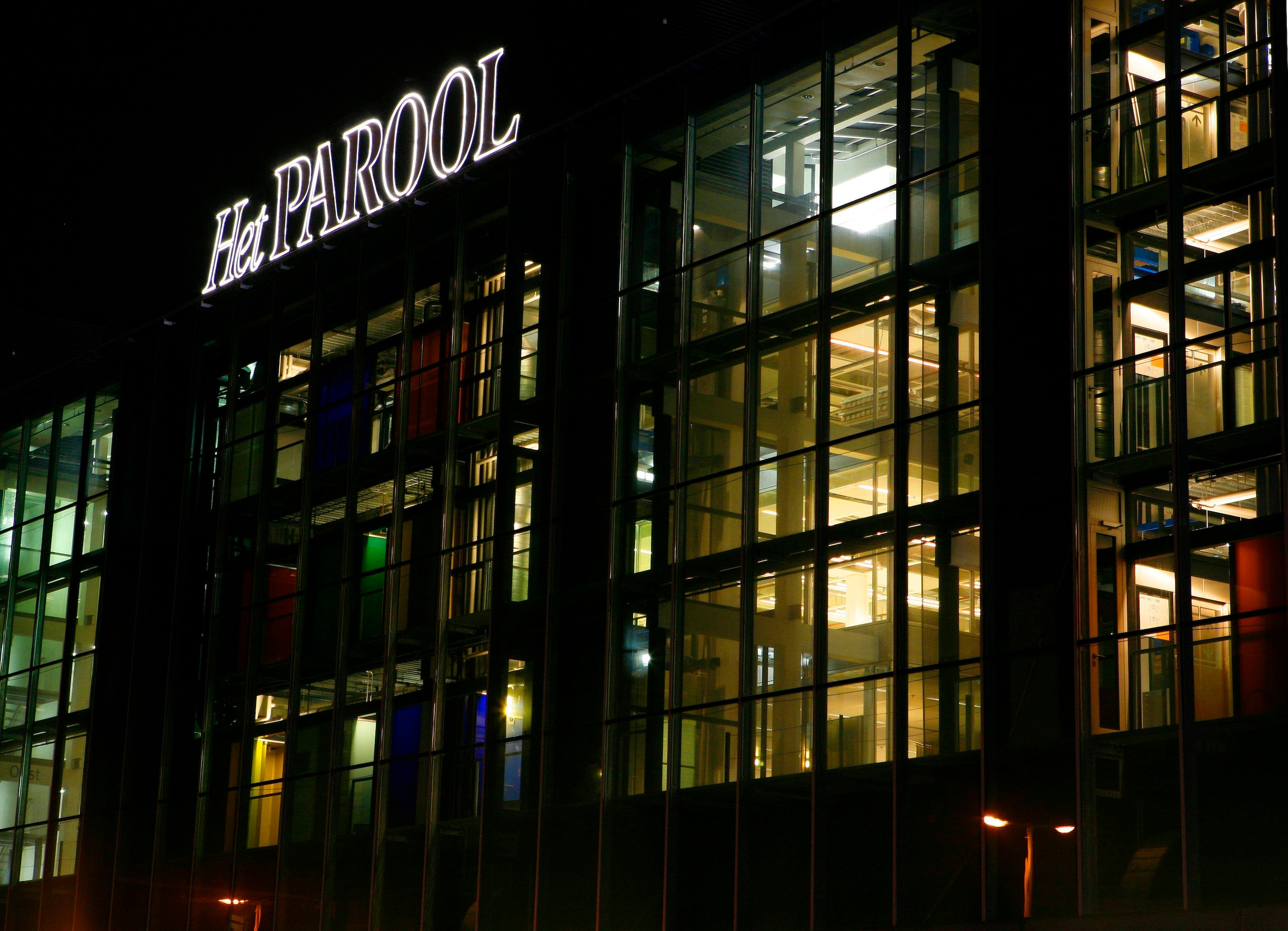 Poederbrieven naar 11 plekken verstuurd, DPG Media ook doelwit | Het Parool