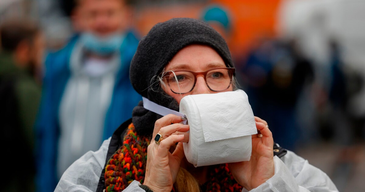 Het is vandaag Wereld Toilet Dag: ‘Schijten voor het goede doel’ | Het ...
