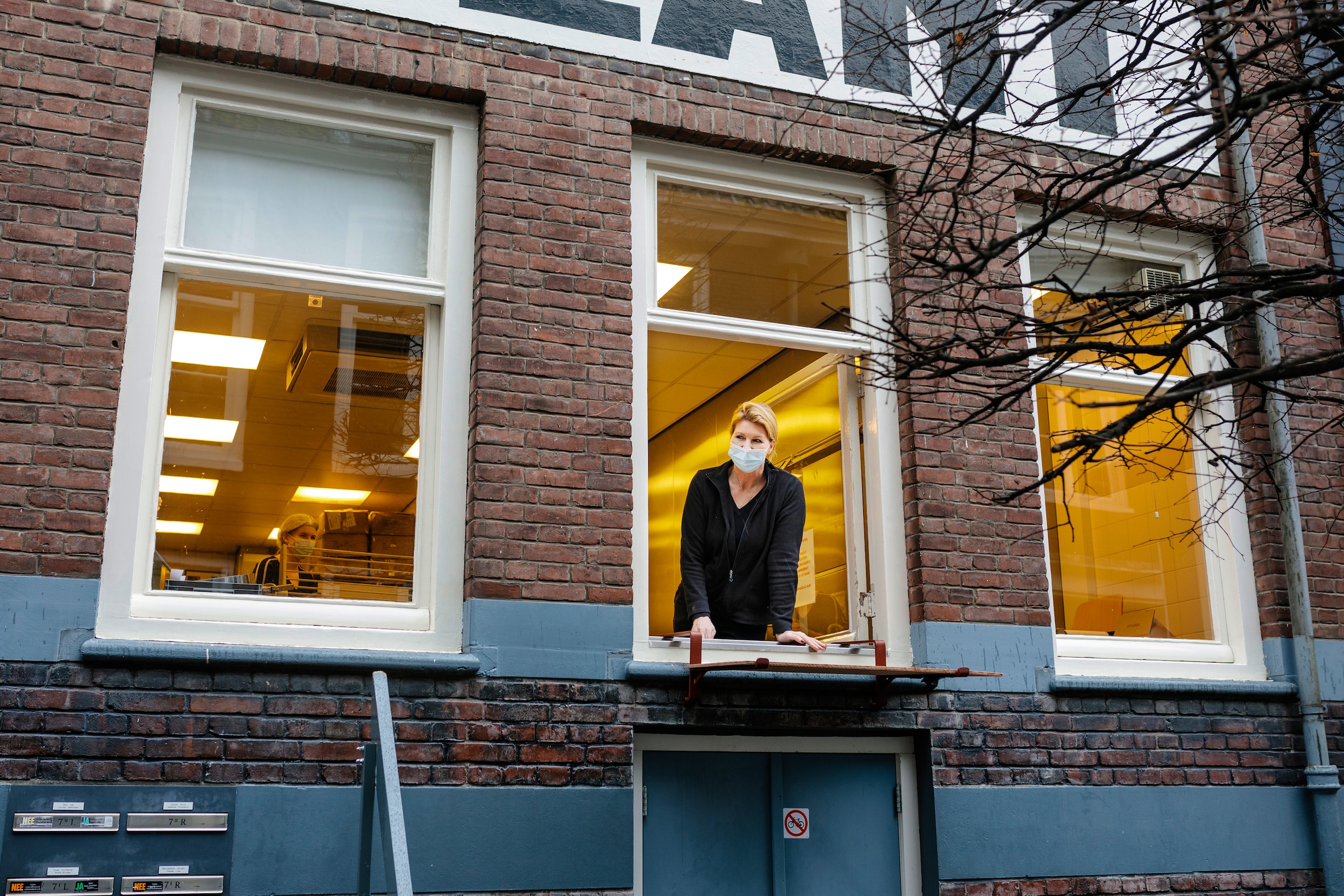 Creativiteit van ondernemers: verkoop vanaf de stoep of vanuit de deur ...