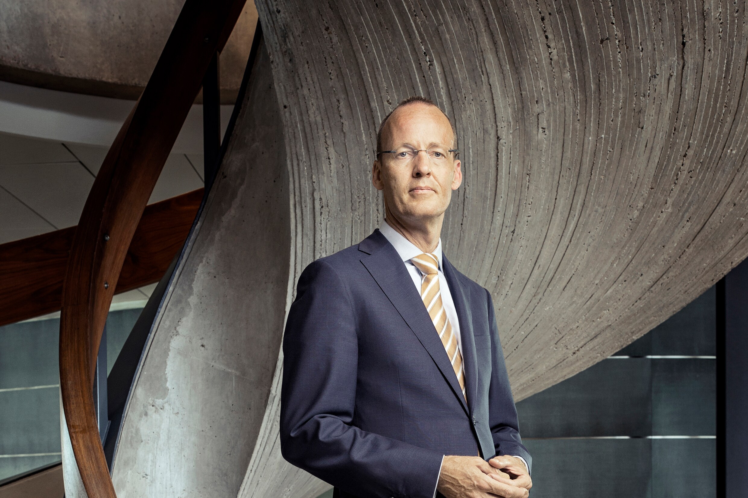 Klaas Knot waarschuwt: ‘Eerst herstel, dan pas snoeien’ | Het Parool