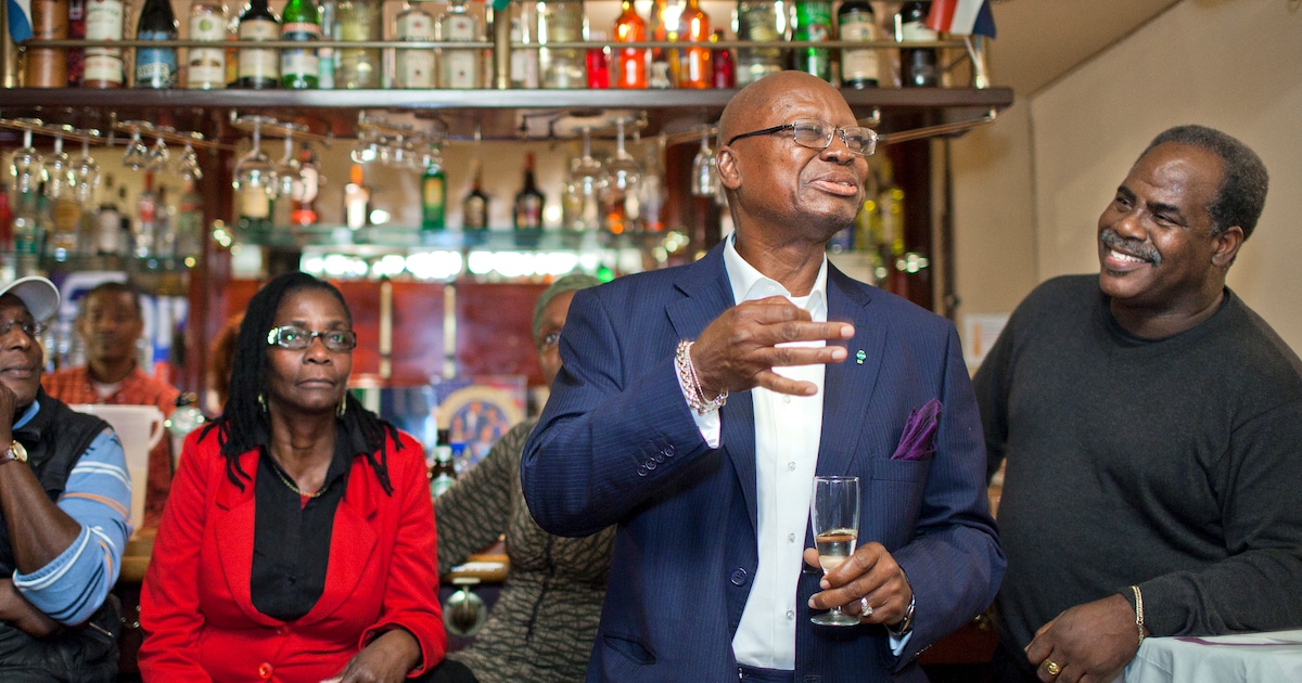 Ten slotte: Henk Herrenberg (1938-2024) probeerde lang Desi Bouterse ...