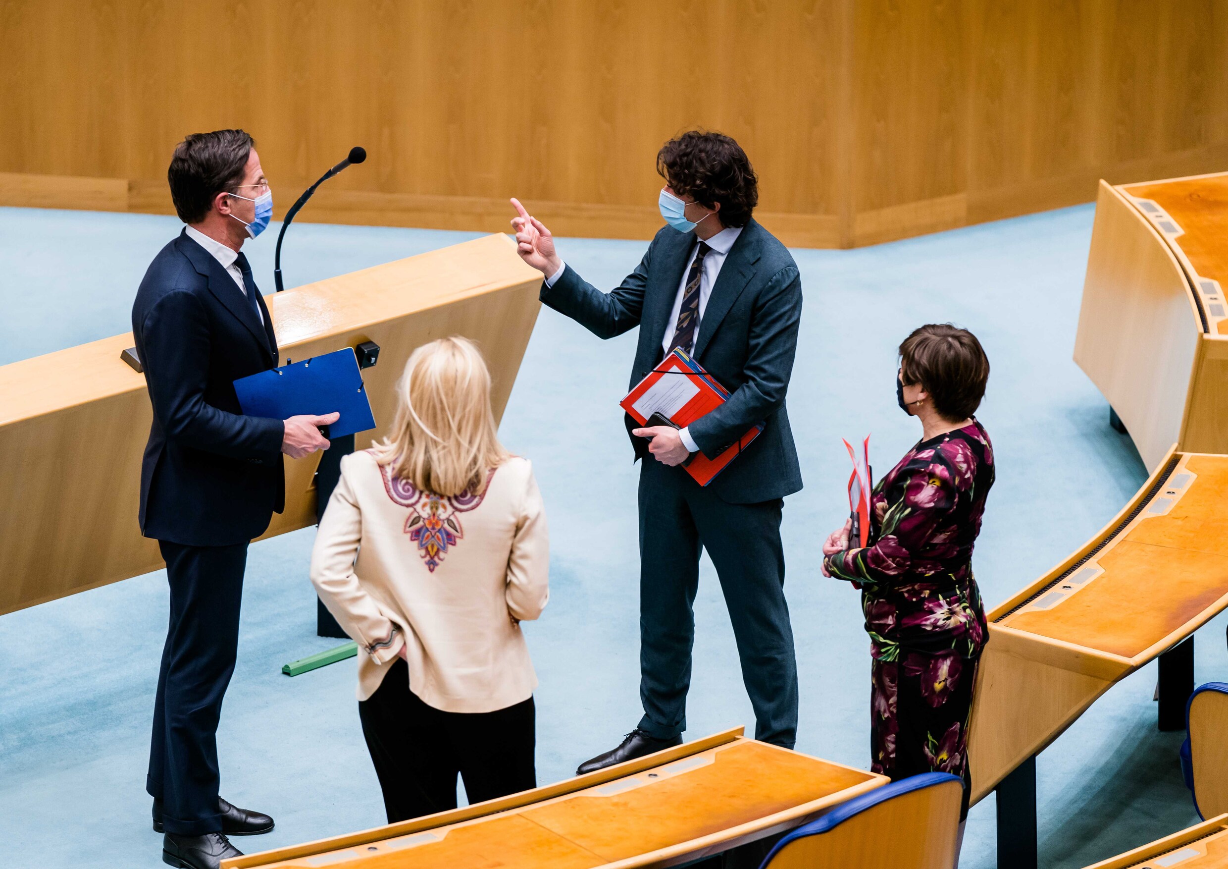 Gemor bij PvdA en GroenLinks over mogelijke kabinetsdeelname: ‘Lilianne ...