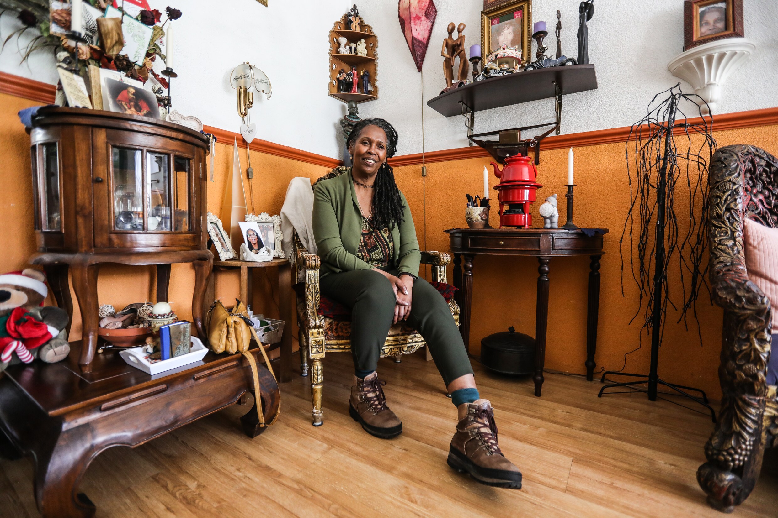 Soe-Agnie wil haar werk kunnen blijven doen: ‘In ieder mens zit ergens ...