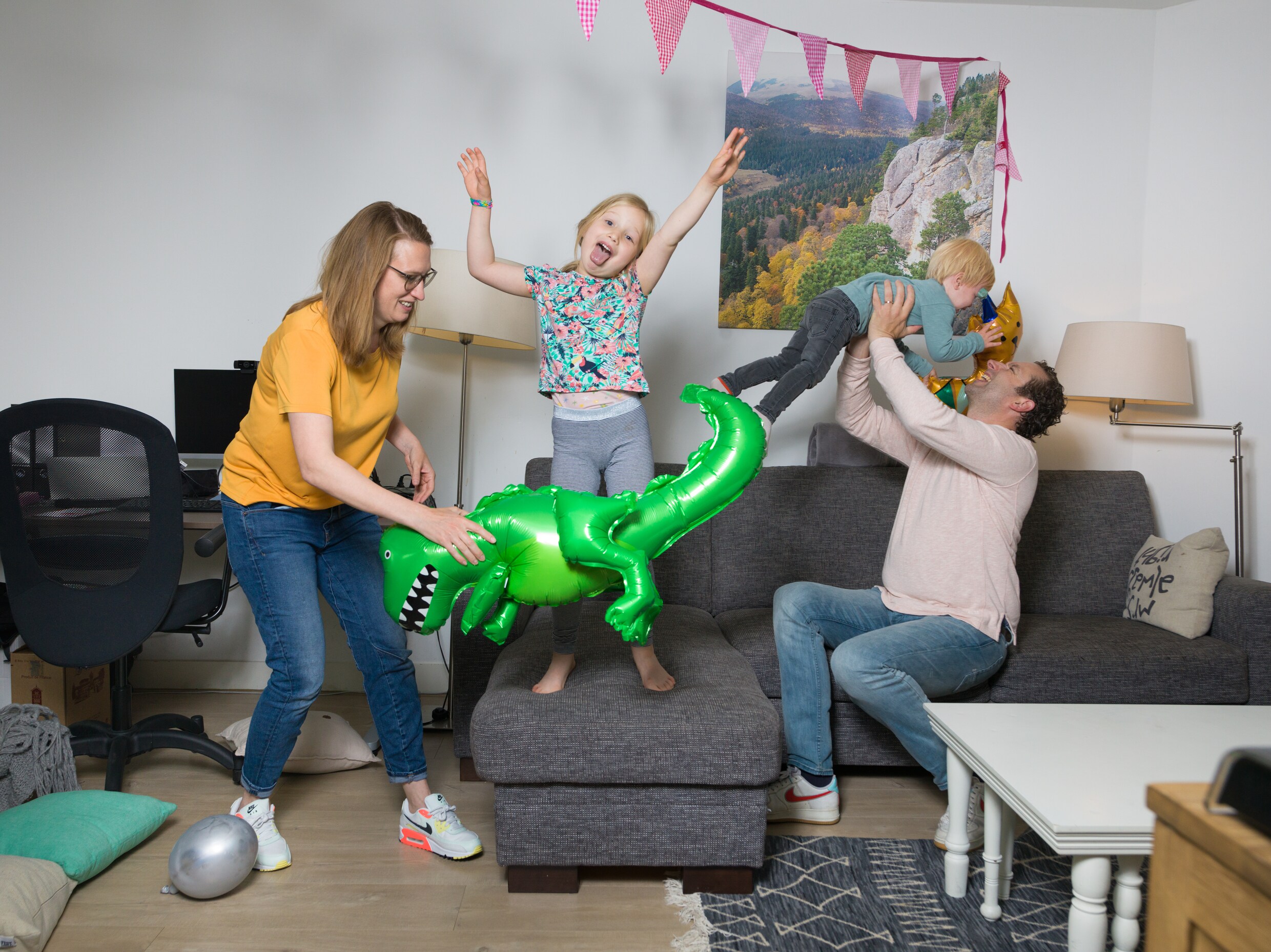 De coronacrisis: toch geen aanjager voor de emancipatie? | Het Parool