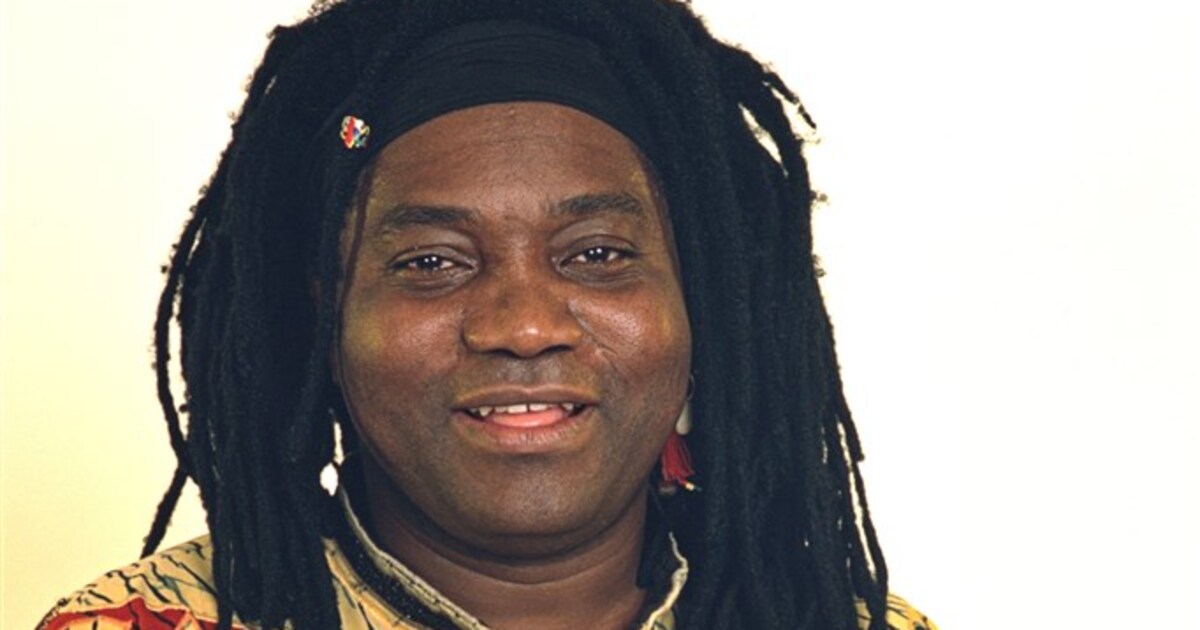 Zanger van wereldhit Alane overleden op 57-jarige leeftijd | Het Parool