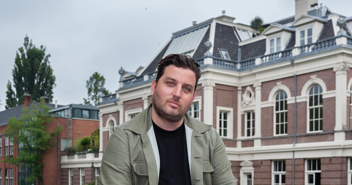 Het Amsterdam van Ron Simpson: ‘Er gebeurt precies genoeg zodat je ...