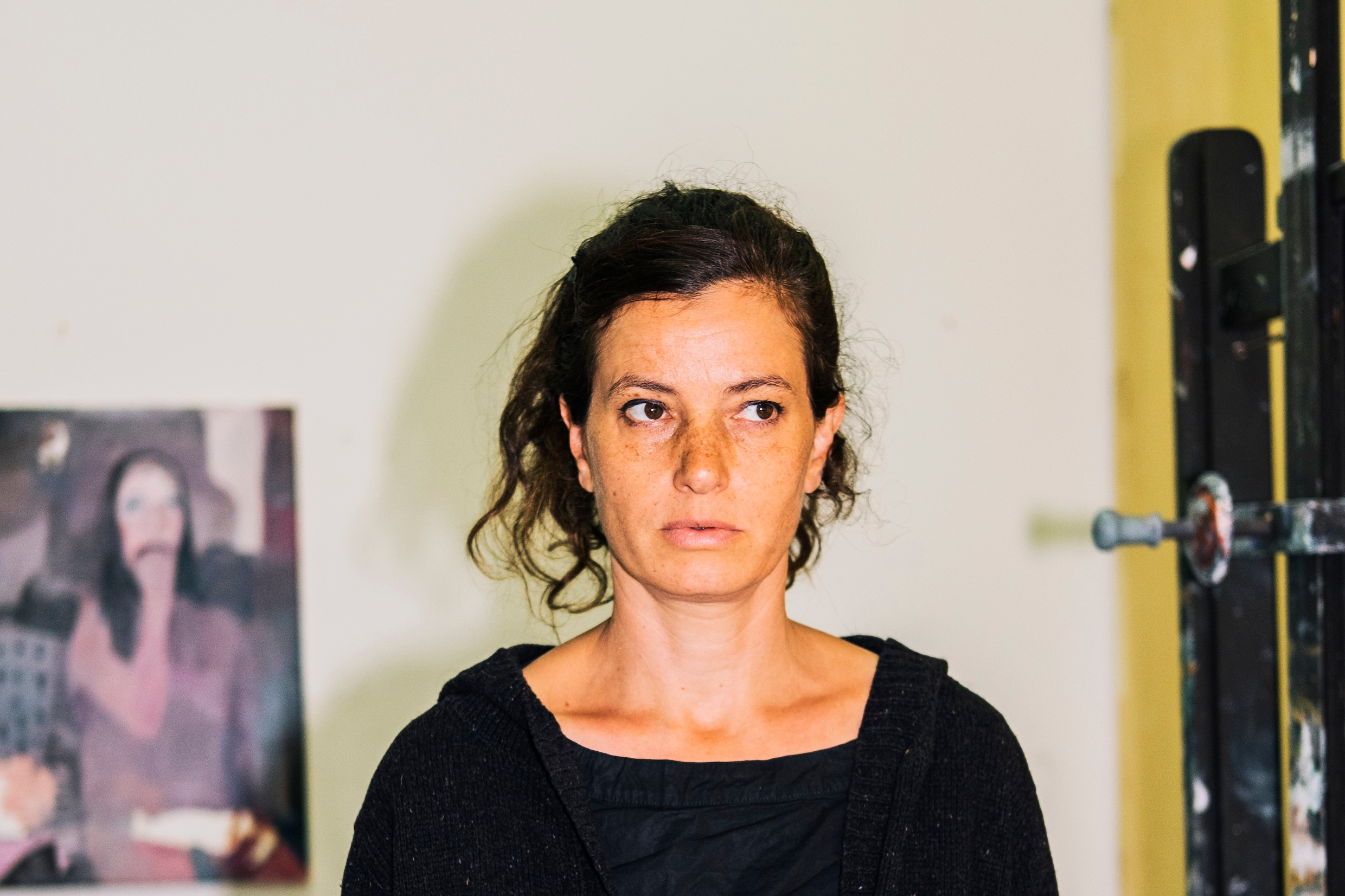 Kunstenares Helen Verhoeven schuwt de duistere kant van de mens niet ...