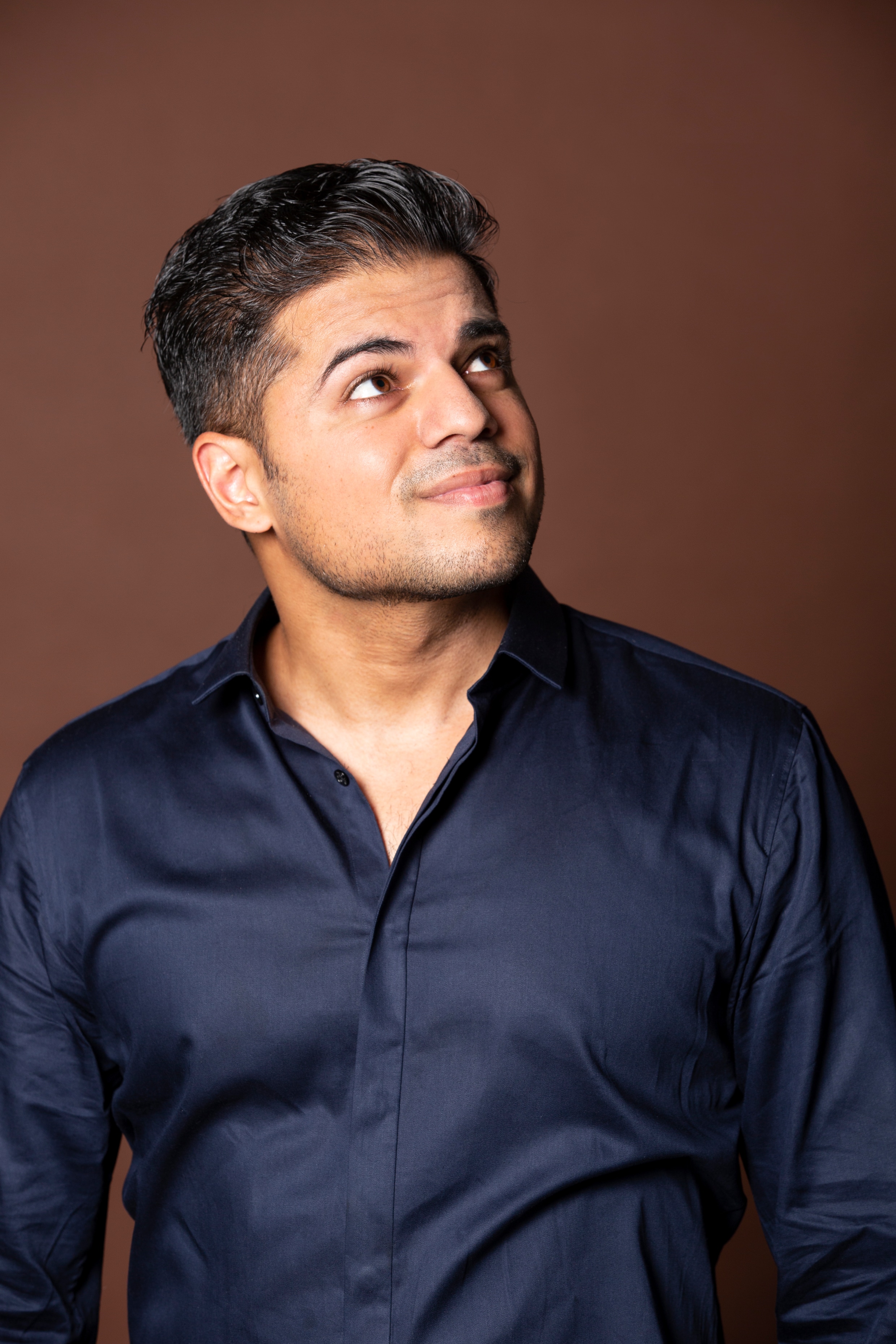 Cabaretier Rayen Panday: ‘Toen ik begon wilde ik dat er gelachen werd, punt’ | Het Parool