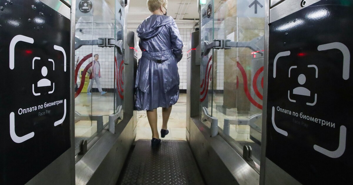 Gemak boven privacy: in de metro in Moskou kun je nu inchecken met je ...