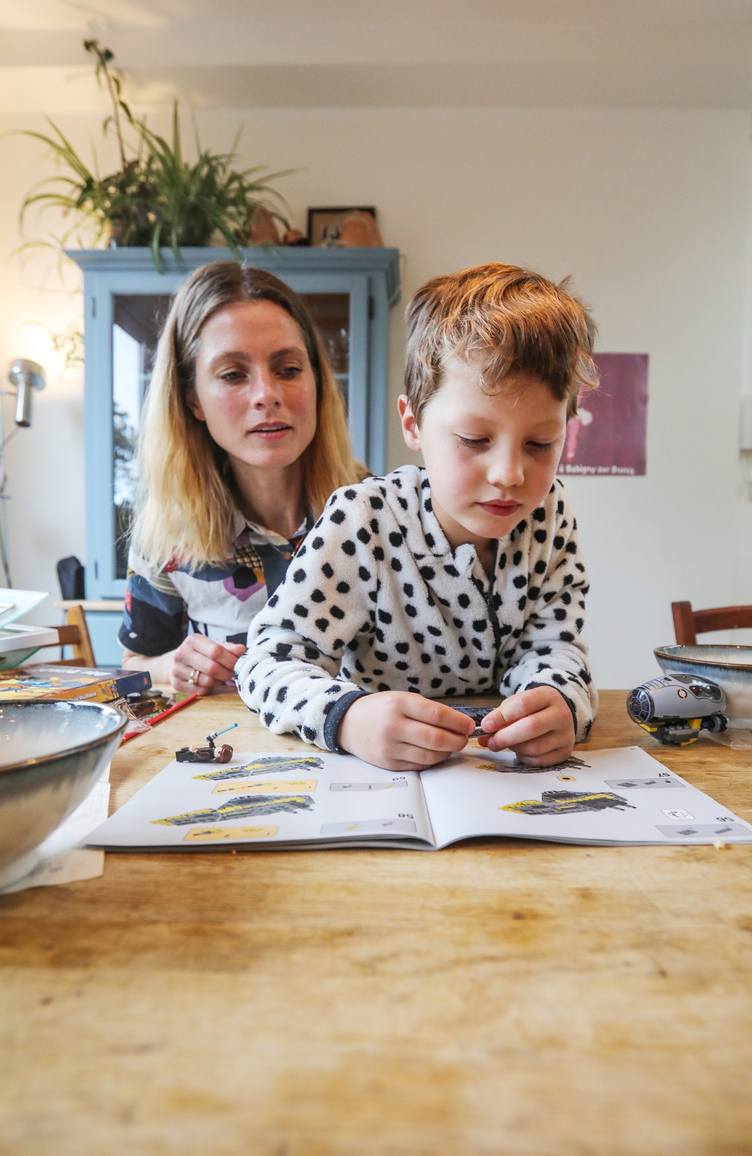 Bo over Medi: ‘Mama leert via mij nieuwe liedjes kennen’ | Het Parool