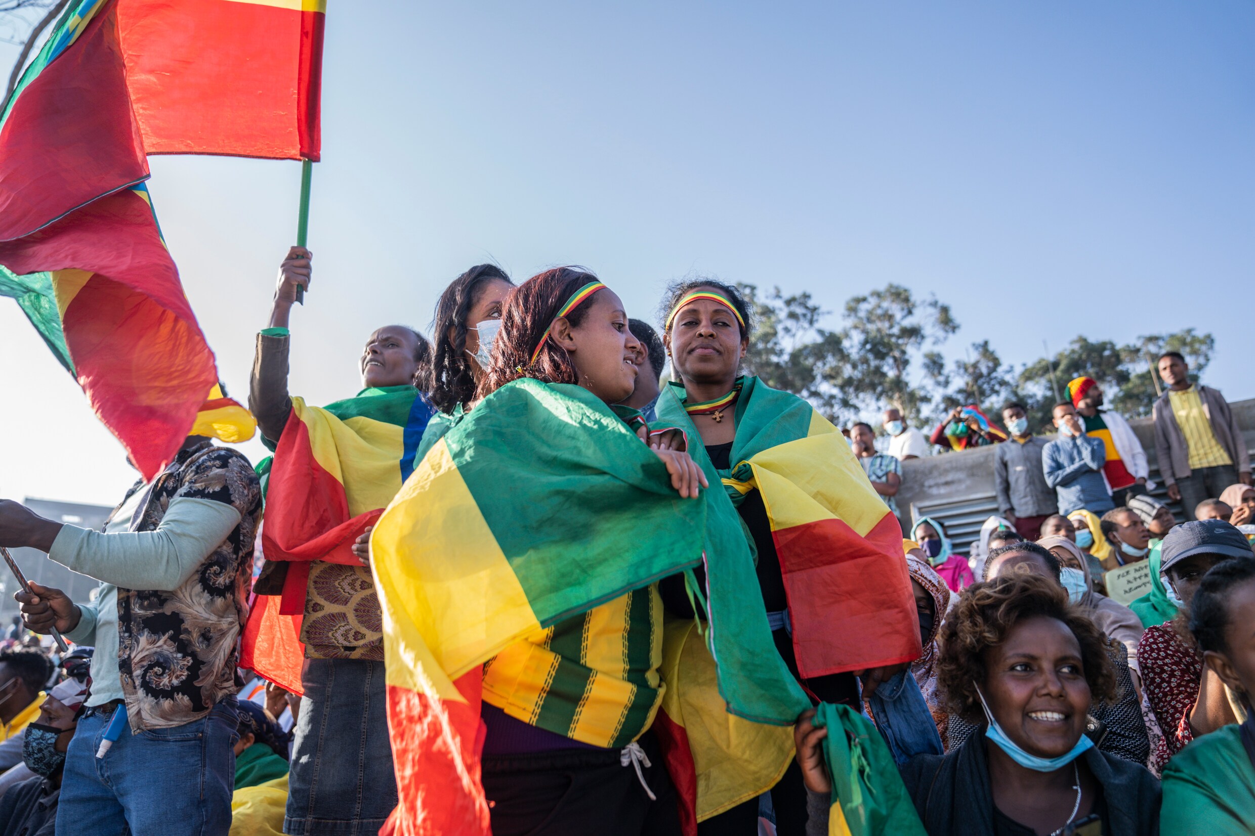 Massale protesten in Ethiopië tegen oprukkende rebellen uit Tigray ...