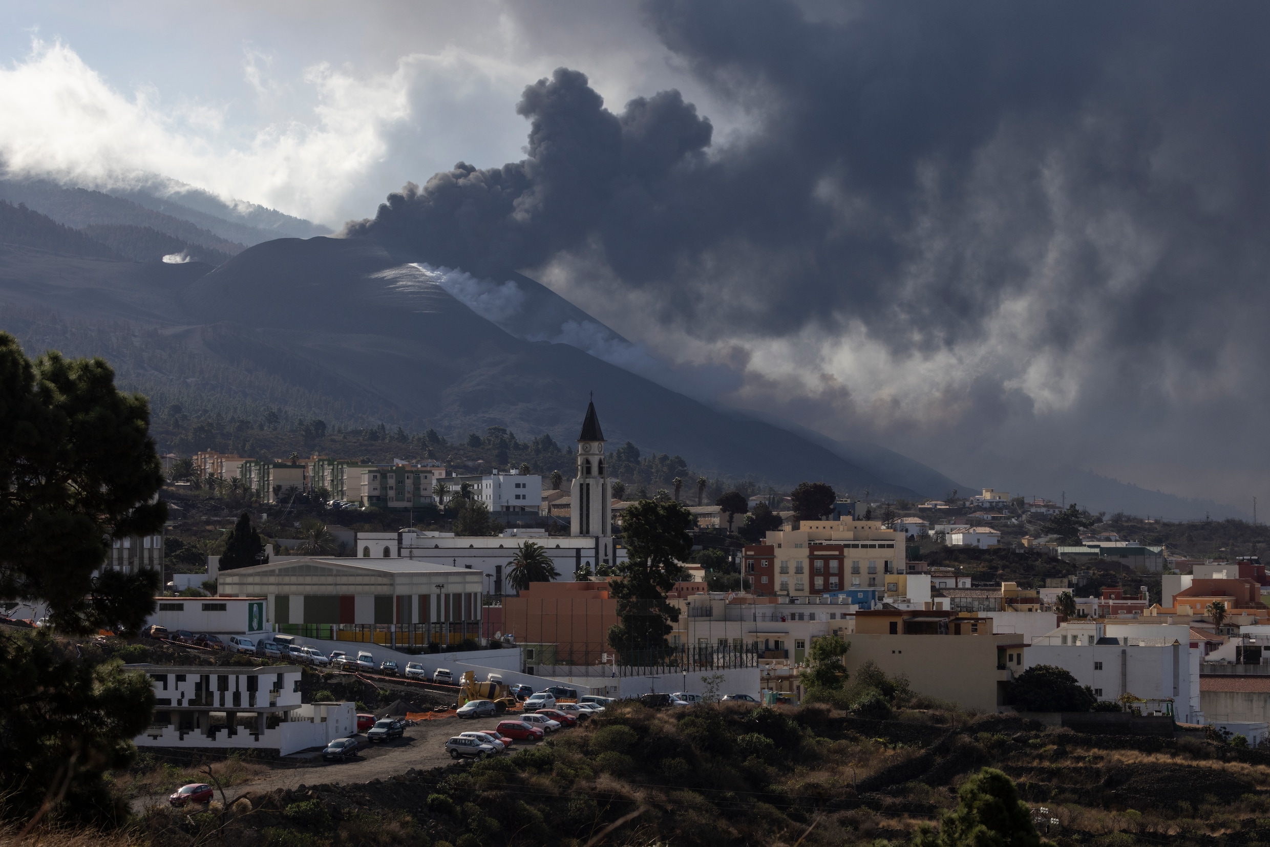 Eerste dode door vulkaanuitbarsting La Palma | Het Parool