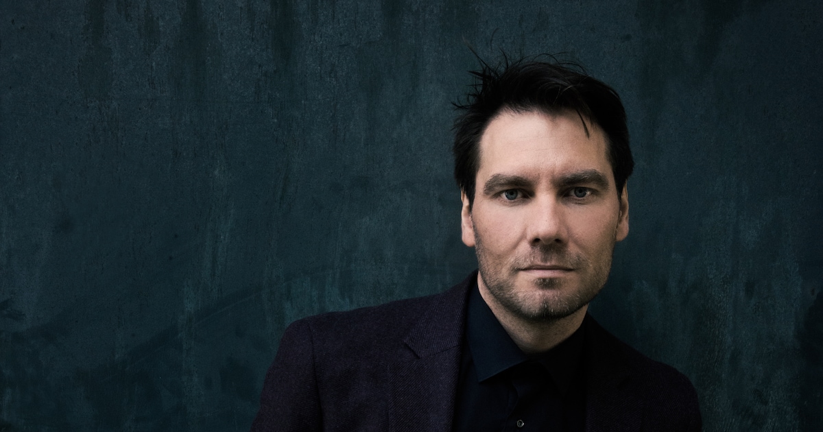 Schrijver Auke Hulst rouwt om een ongeborene: het kind zonder vader ...