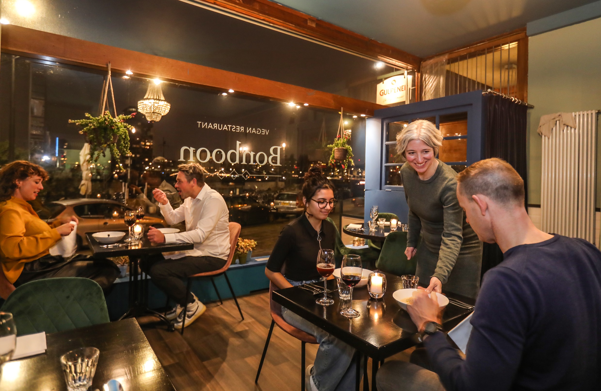 De beste spots in Amsterdam voor een alcoholvrije borrel | Het Parool