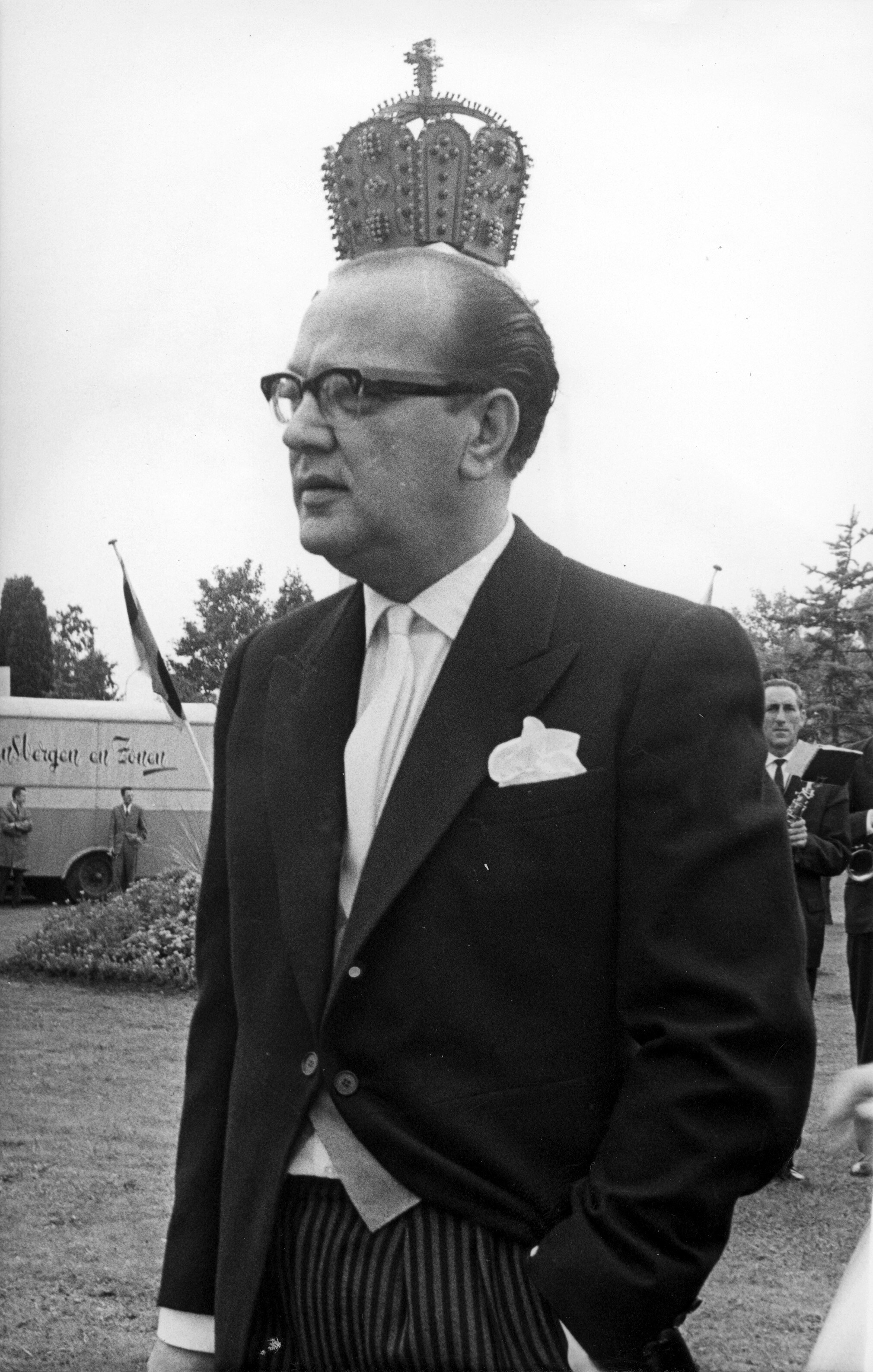 1972: Eerste Kamerlid stelt vragen over clubarts Ajax | Het Parool