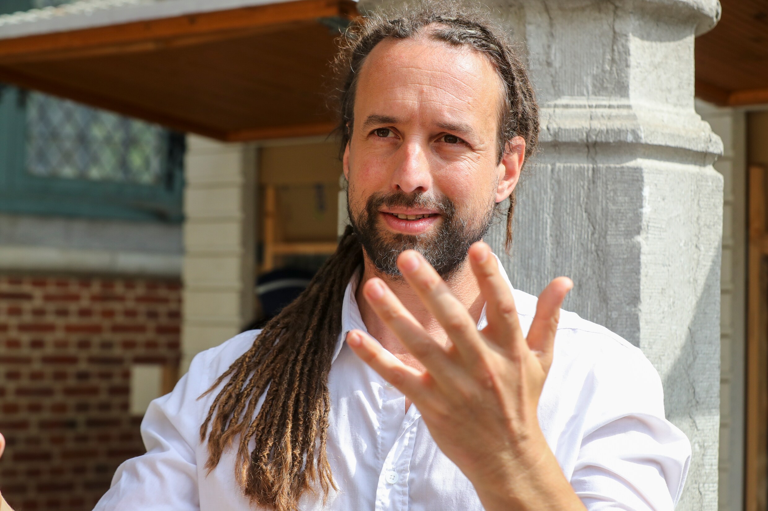 Viruswaarheid-voorman Willem Engel opgepakt voor opruiing, na een van ...