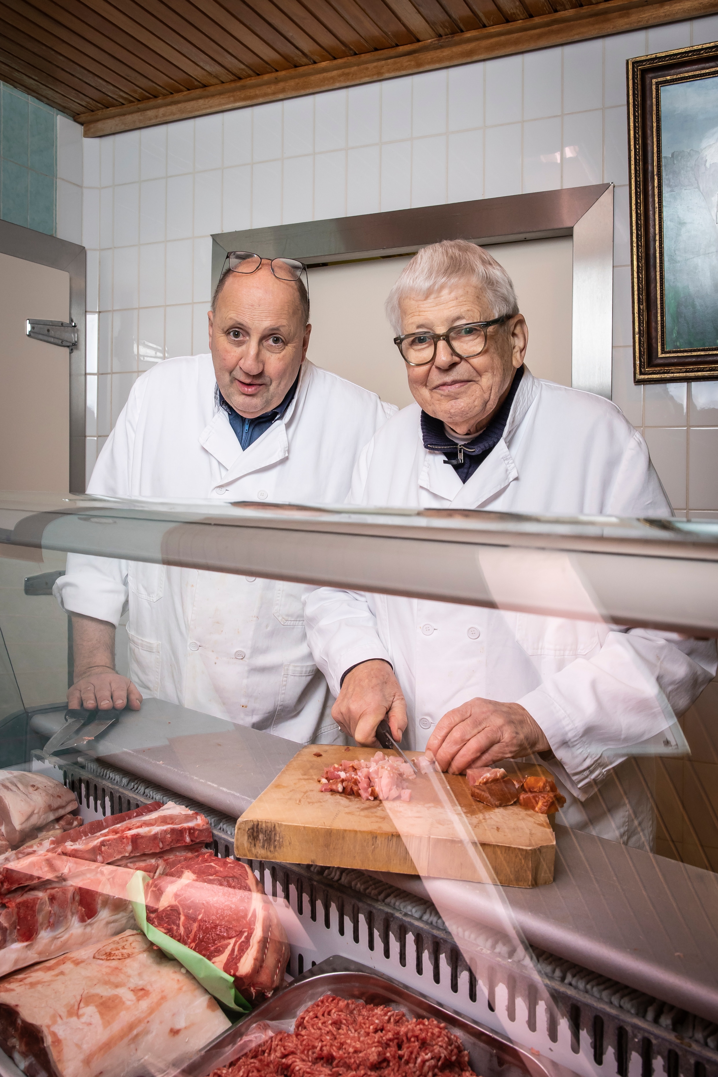 Vader en zoon Woorts stoppen met hun slagerij in de Maasstraat ...