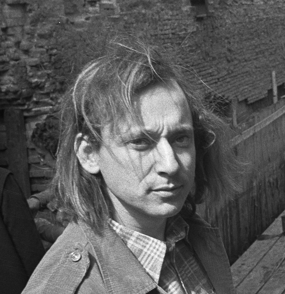 1972: Eerste Kamerlid stelt vragen over clubarts Ajax | Het Parool