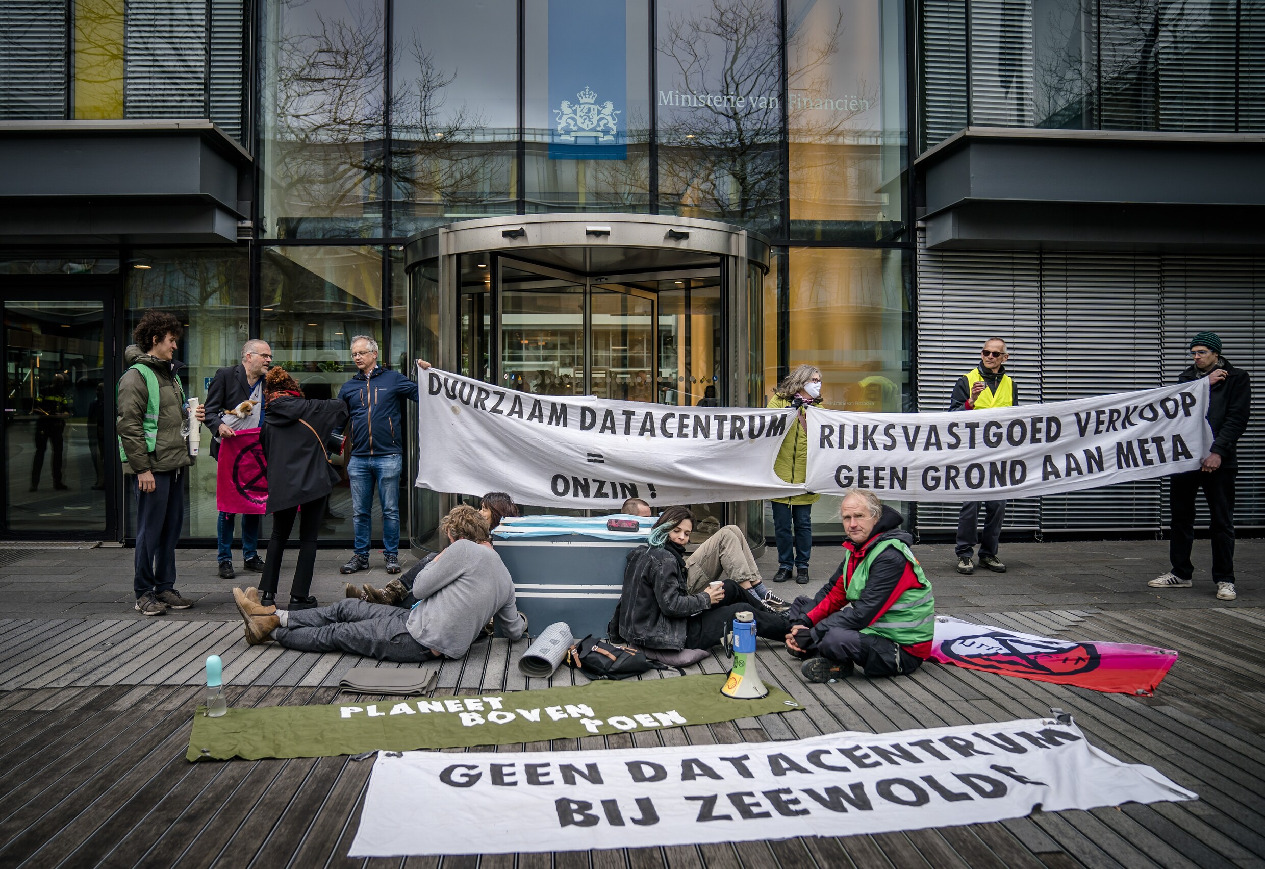 Kabinet blokkeert komst omstreden datacentrum Zeewolde | Het Parool