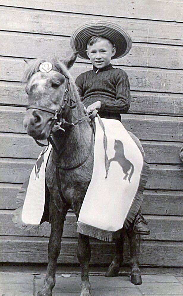 Ieder Amsterdams kind kende in de jaren vijftig ‘ponyman’ en ras ...