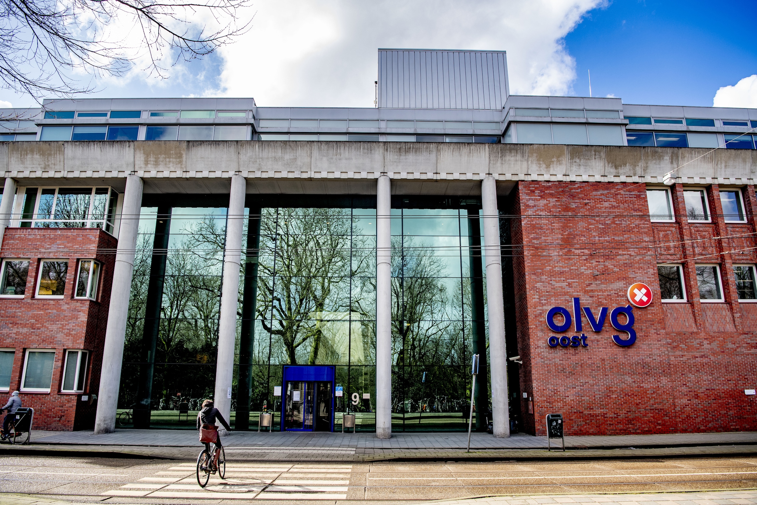 Griepepidemie in Nederland: Amsterdamse ziekenhuizen hebben handen vol ...