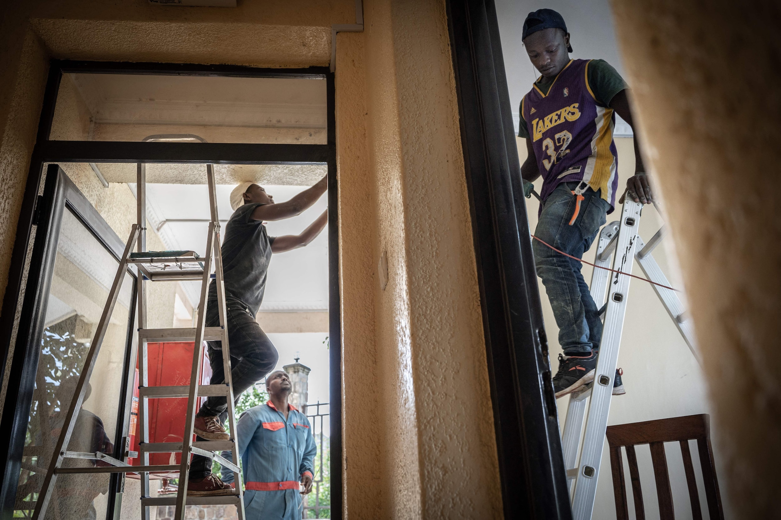 Gaat Nederland een asielzoekerscentrum bouwen in Afrika? Rwanda heeft ...