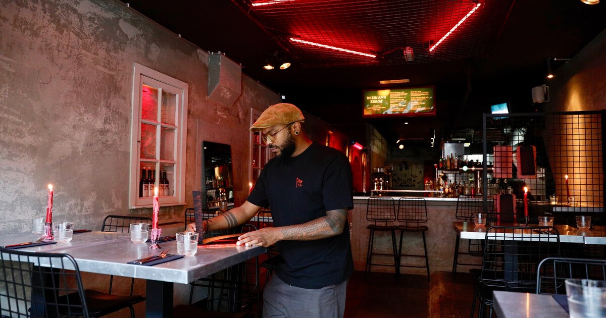 Bij Sins of Sal eet je streetfood onder rode tl-buizen: ‘We trappen ...