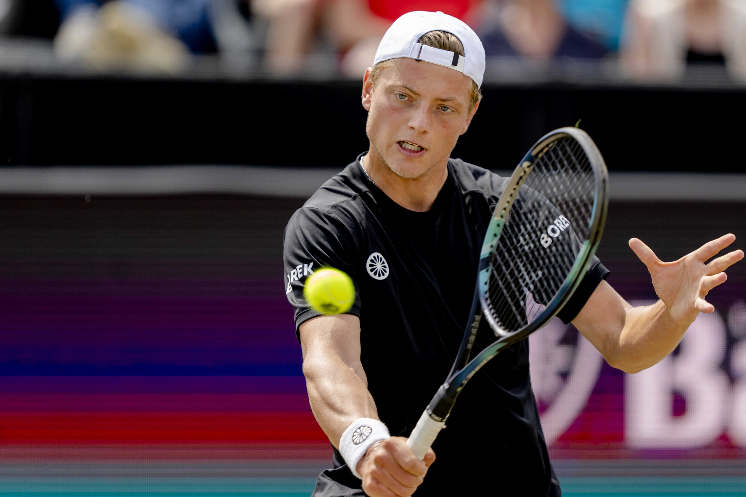 Wimbledon geeft Tim van Rijthoven wildcard: ‘Zou prachtig zijn om Novak ...