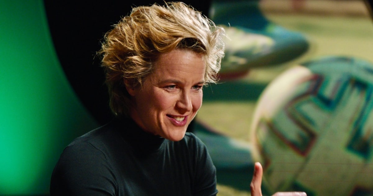 Manager Ajax Vrouwen: gedrag Overmars was al bekend bij vrouwenteam ...