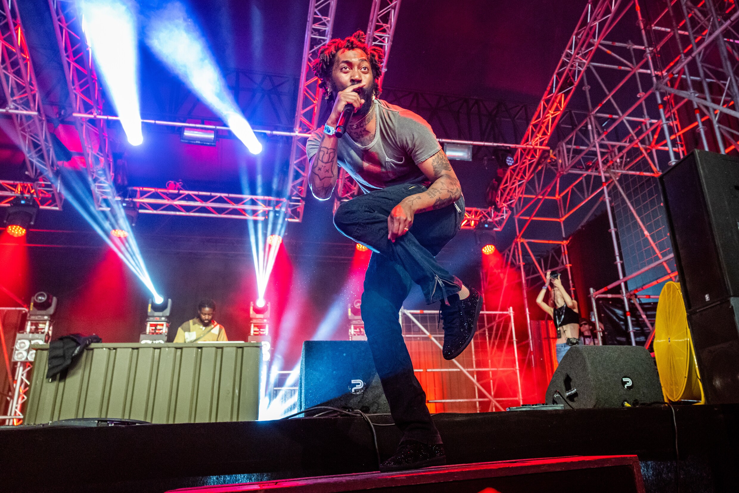 Op de tweede dag van hiphopfestival Woo Hah! maakten vooral rappers van ...